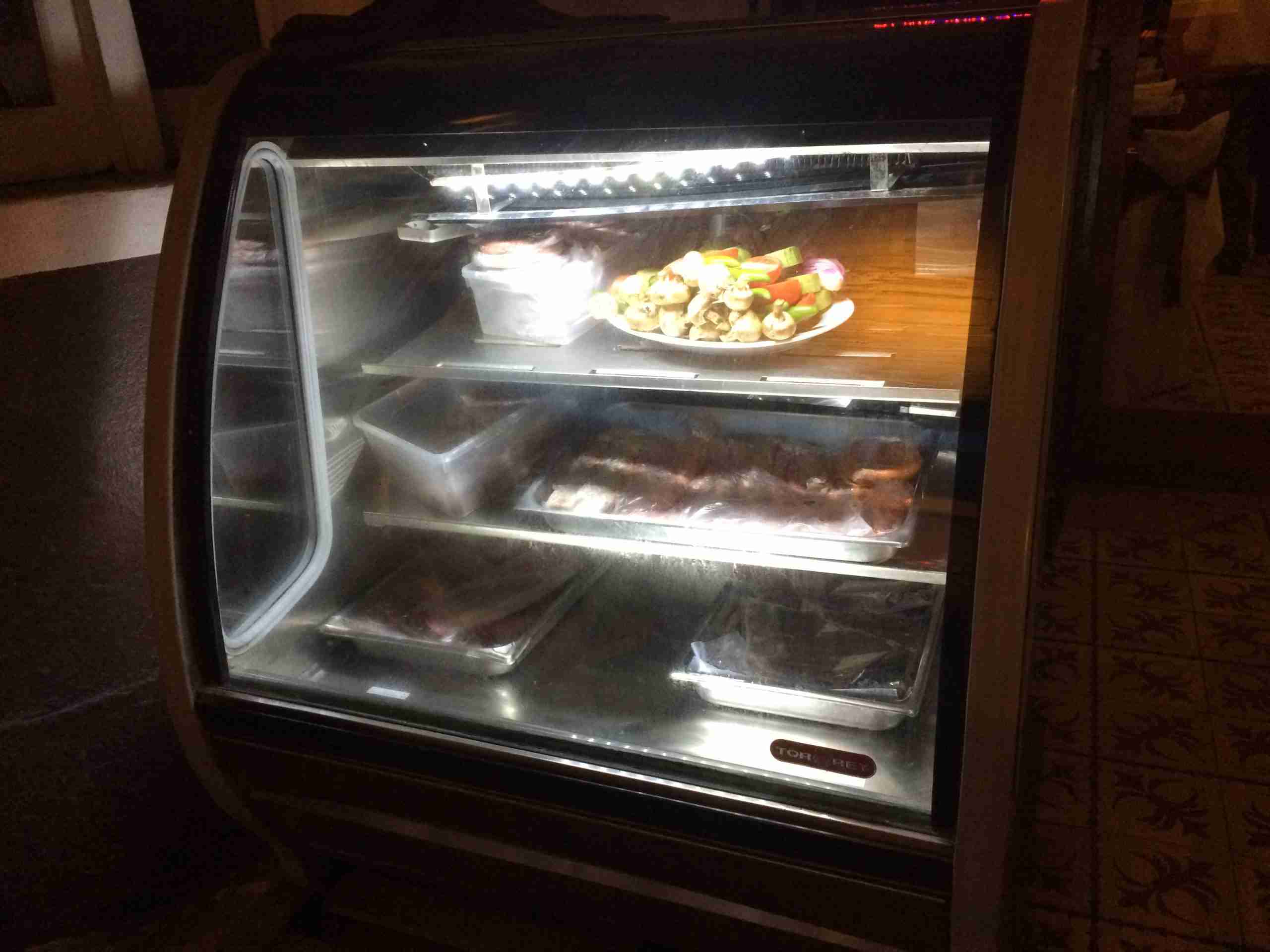 Do You Know the Lingo? Mastering Restaurant Server Vocabulary - 6TopCharlie