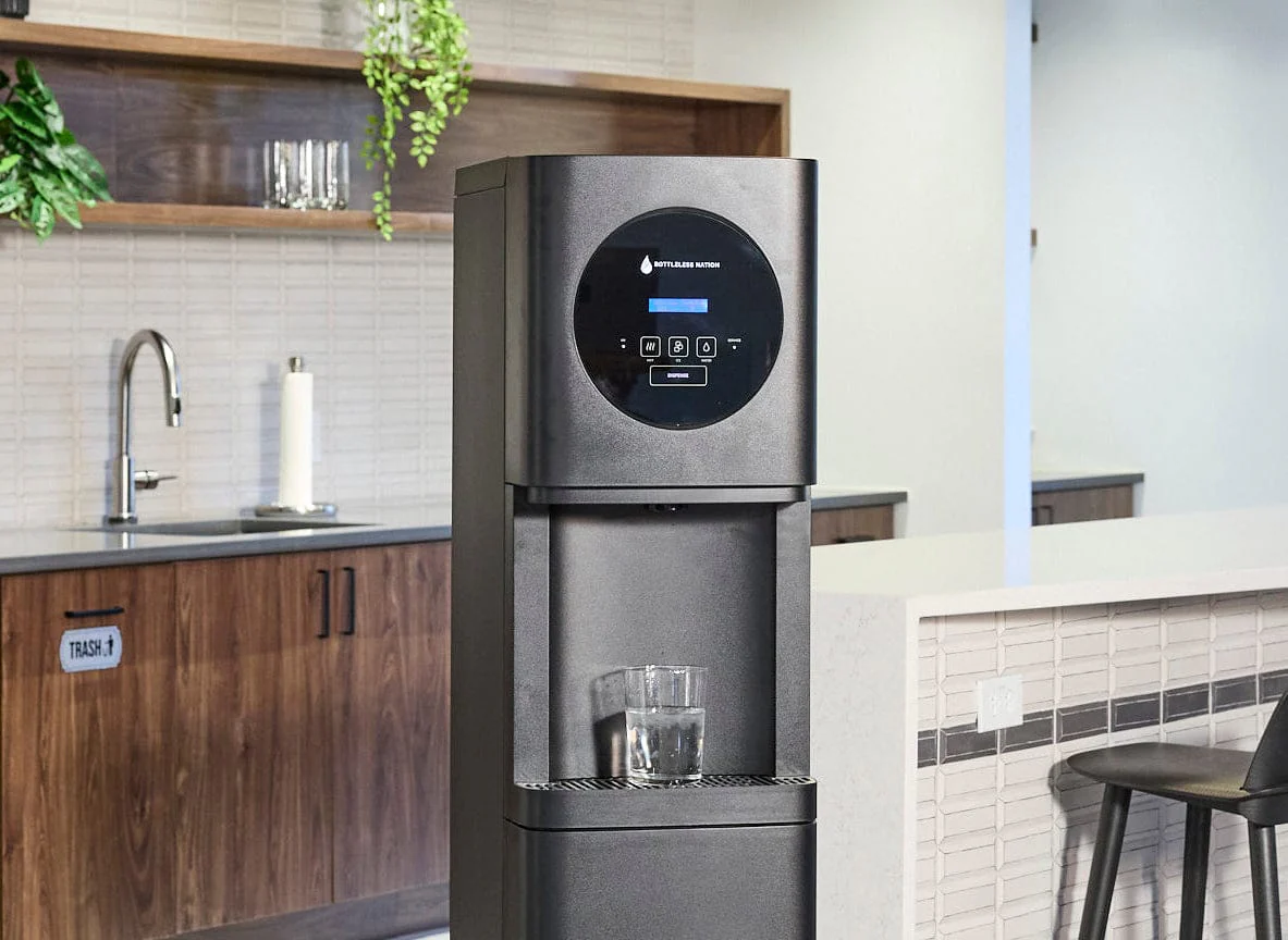 Bottleless Nation Earns Good Design Award for the M6 and S5 Hydration ...