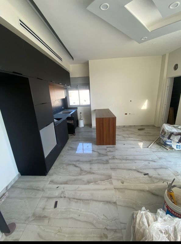 Квартира на продажу 4 комнаты 2200000