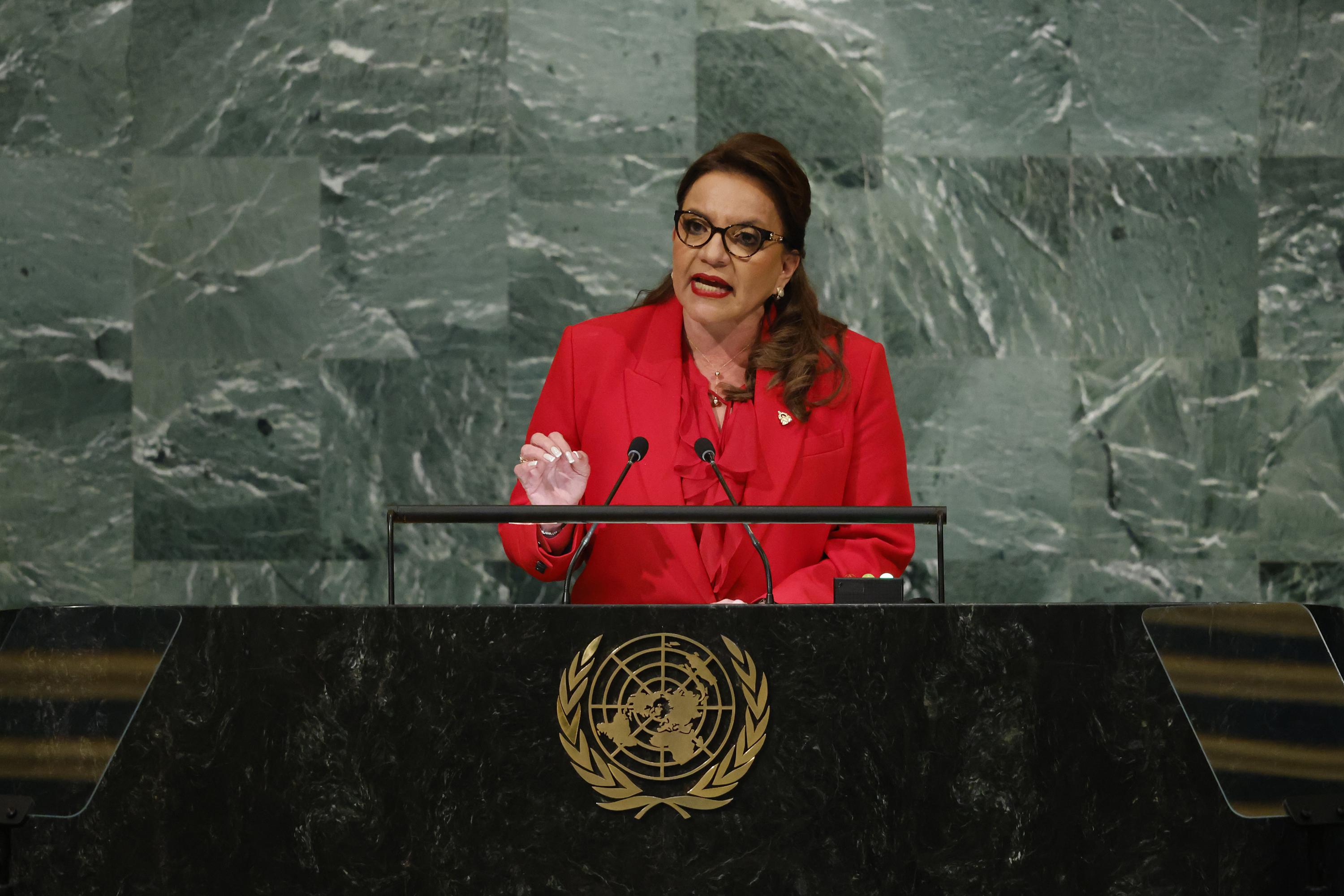 Honduras declares state of emergency against gang crime | AP News