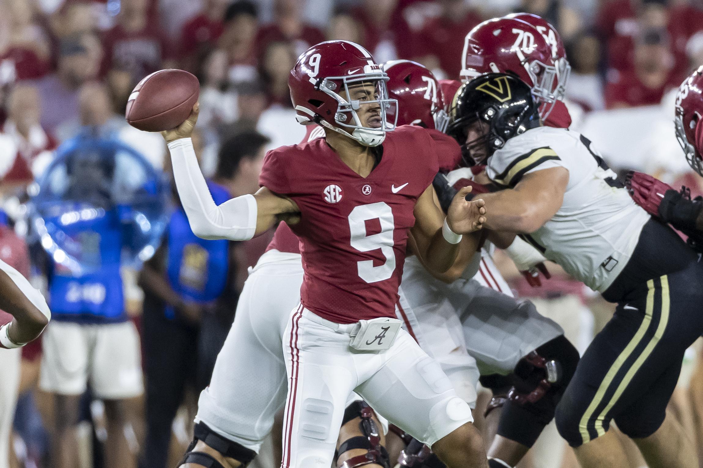 Young, No. 2 Alabama top Vanderbilt 55-3 in SEC opener | AP News