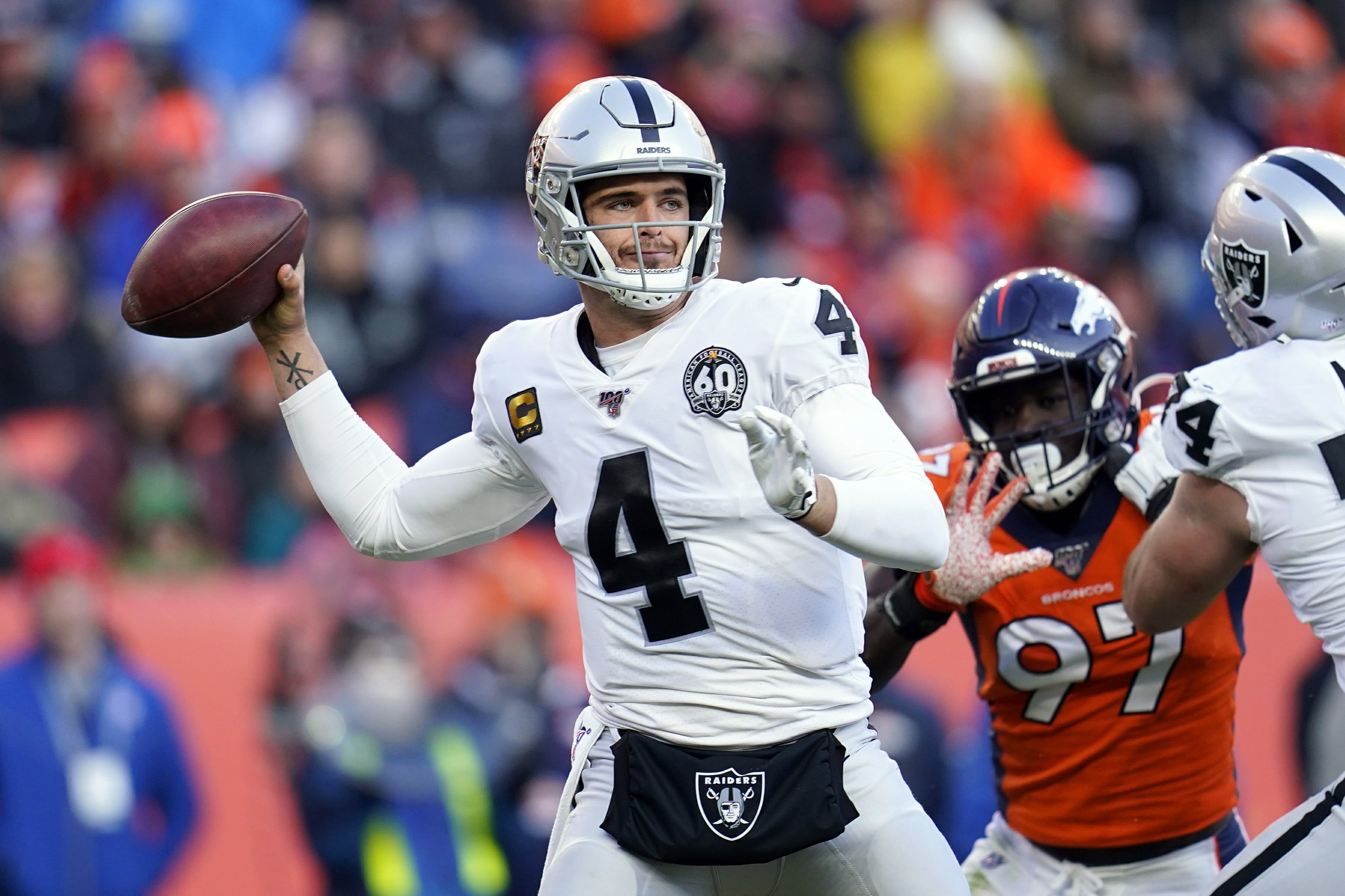 Raiders disfrutan sus nuevas instalaciones en Las Vegas | AP News