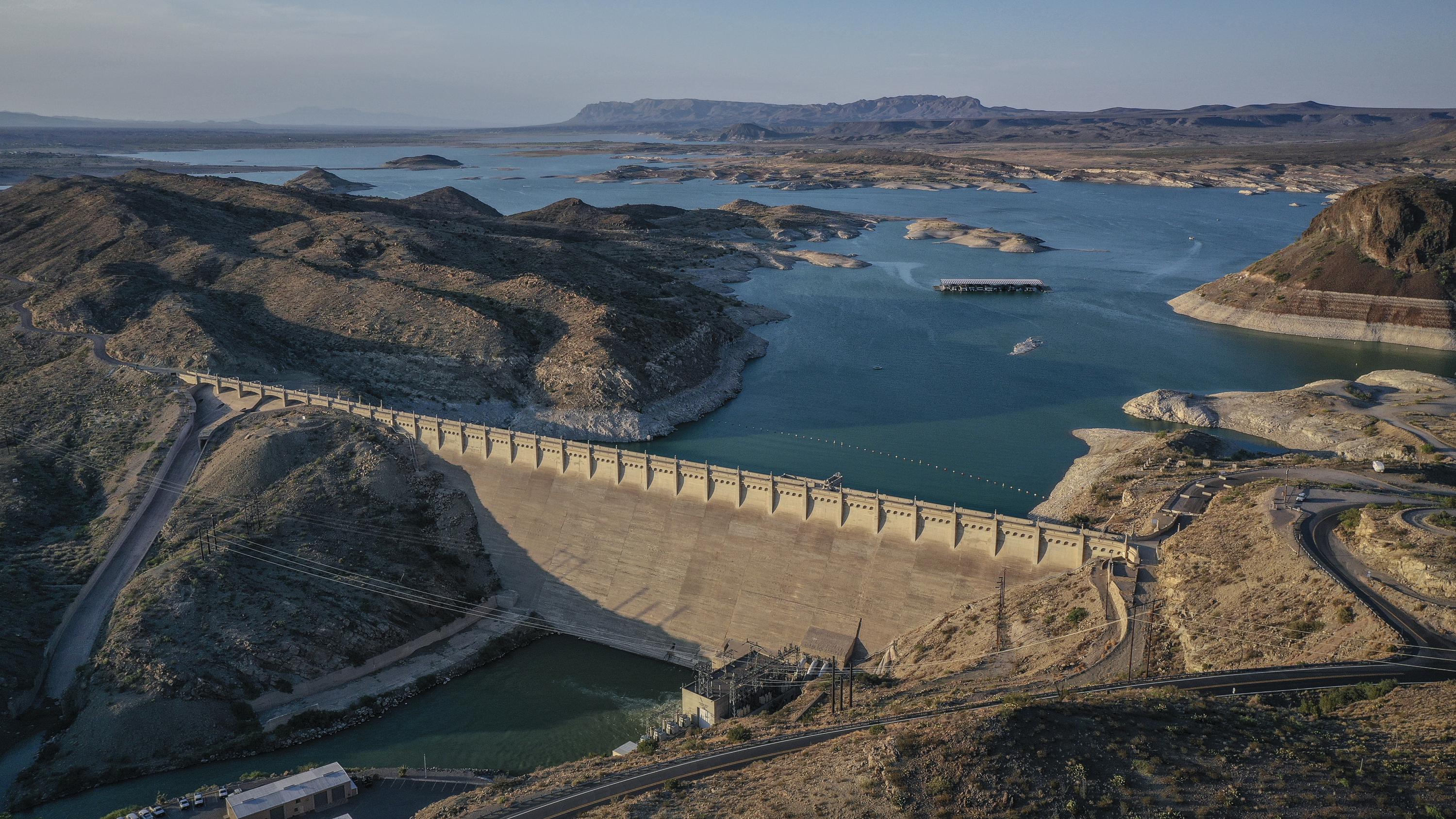 New Mexico struggles with funding drinking water projects | AP News