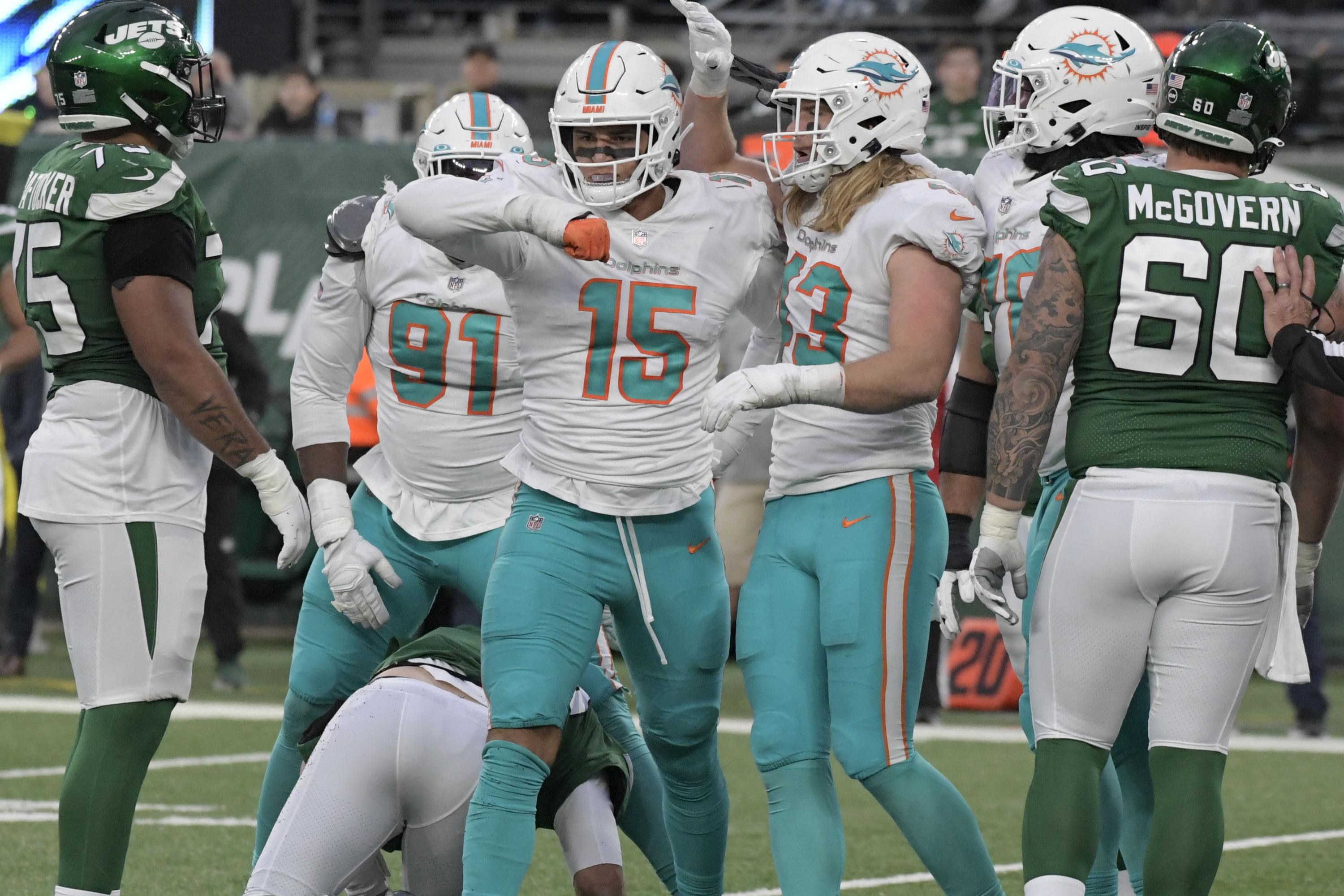 Dolphins' rookies coming up big during Miami's surge | AP News
