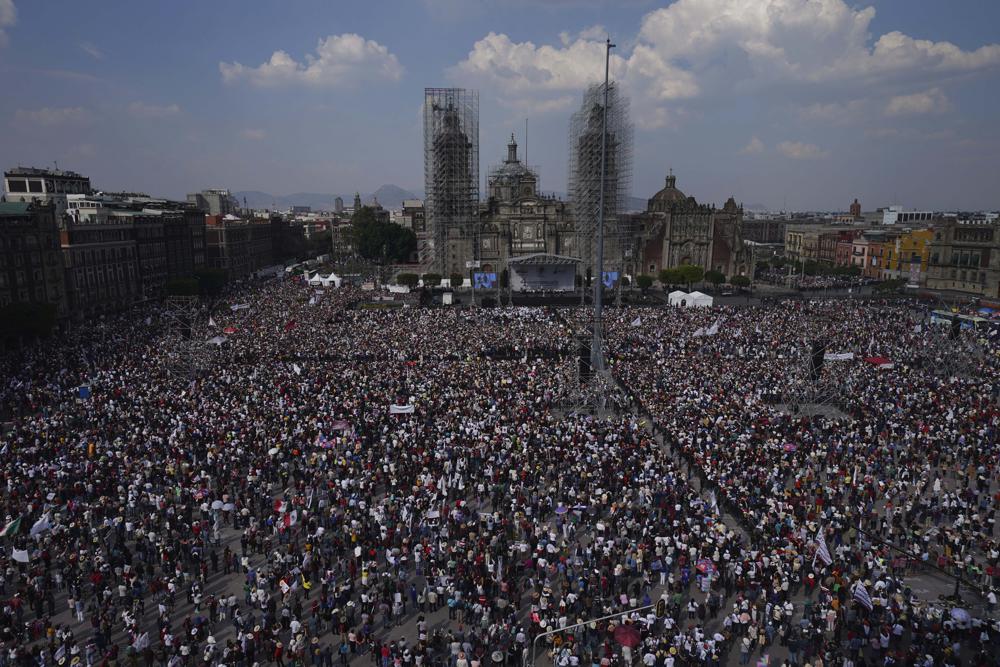 Mexico’s López Obrador leads massive pro-government march - Perspectives