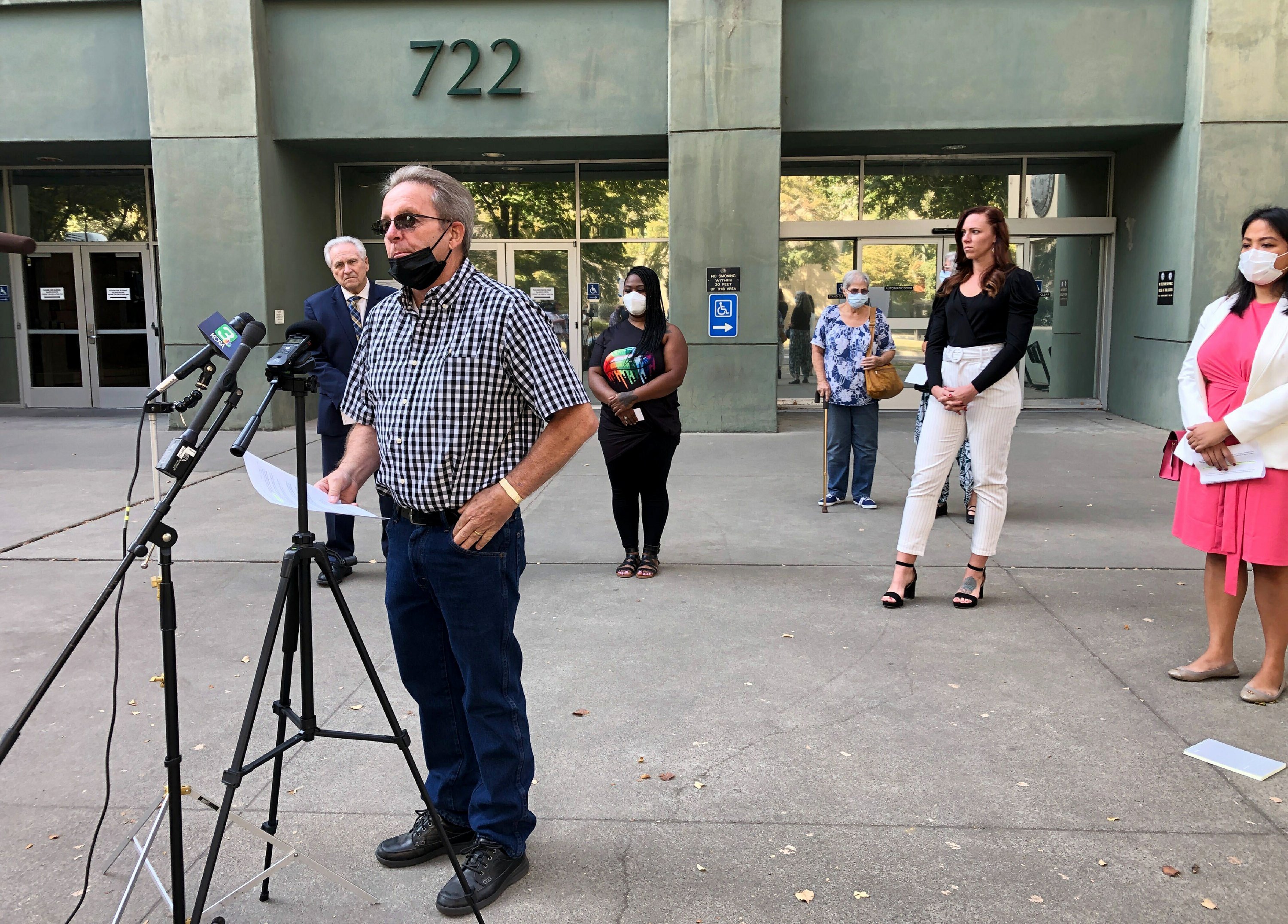 US layoffs still high, but so is skepticism on jobless data | AP News