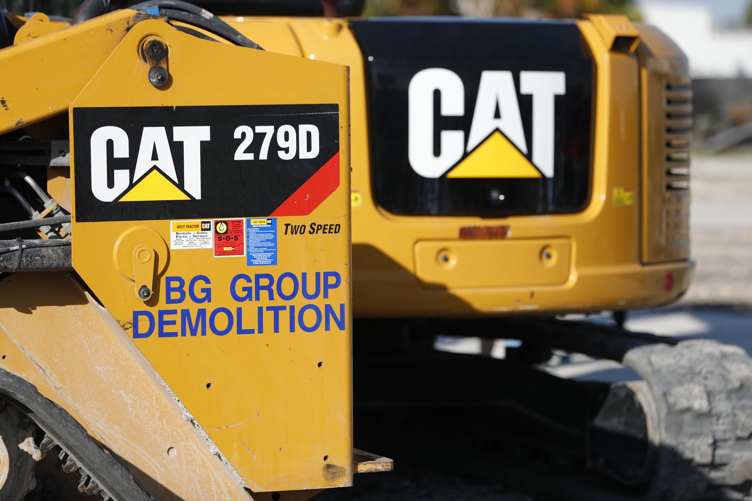 Caterpillar moving its headquarters to Texas from Illinois | AP News