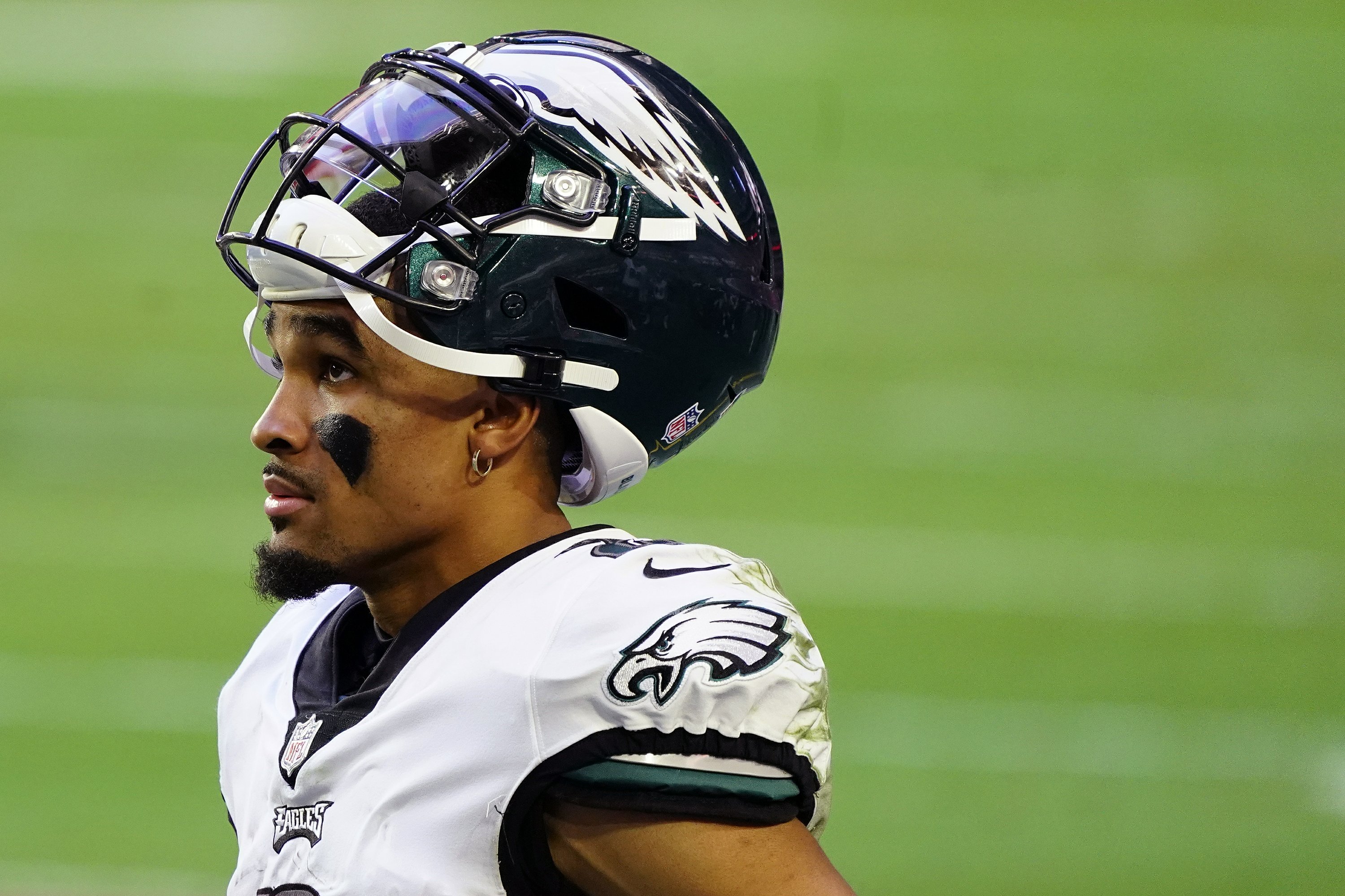 Cowboys, Eagles meet in altered states, close to elimination | AP News