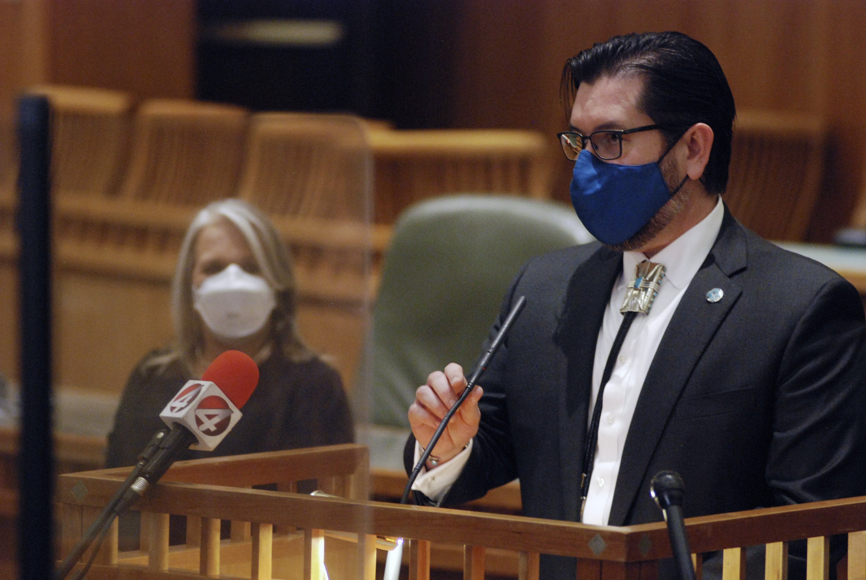 Governor calls special legislative session in New Mexico | AP News