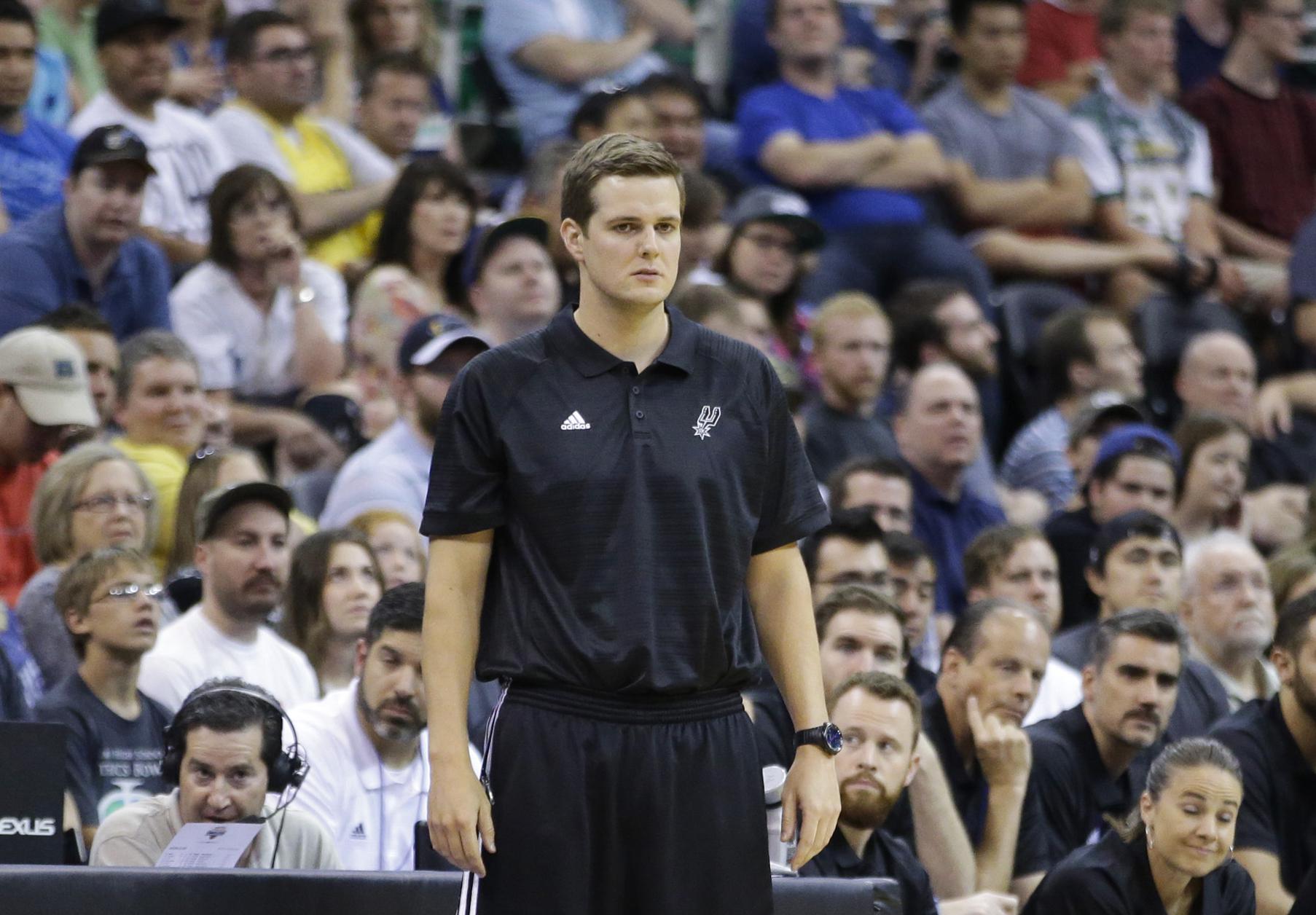 Hardy ready to rebuild Jazz as NBA's youngest head coach | AP News