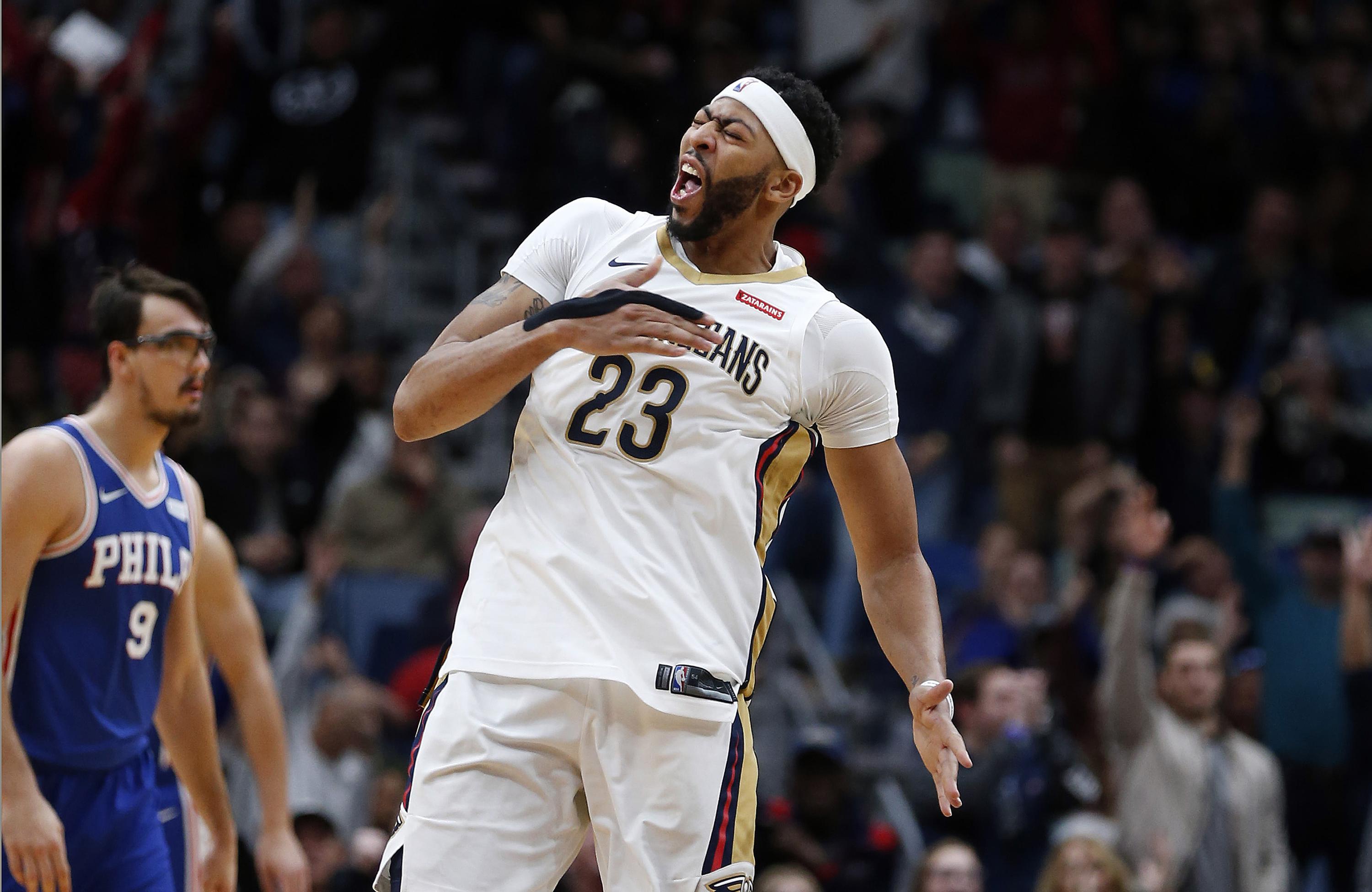 Davis returns to lineup vs. Bucks | AP News