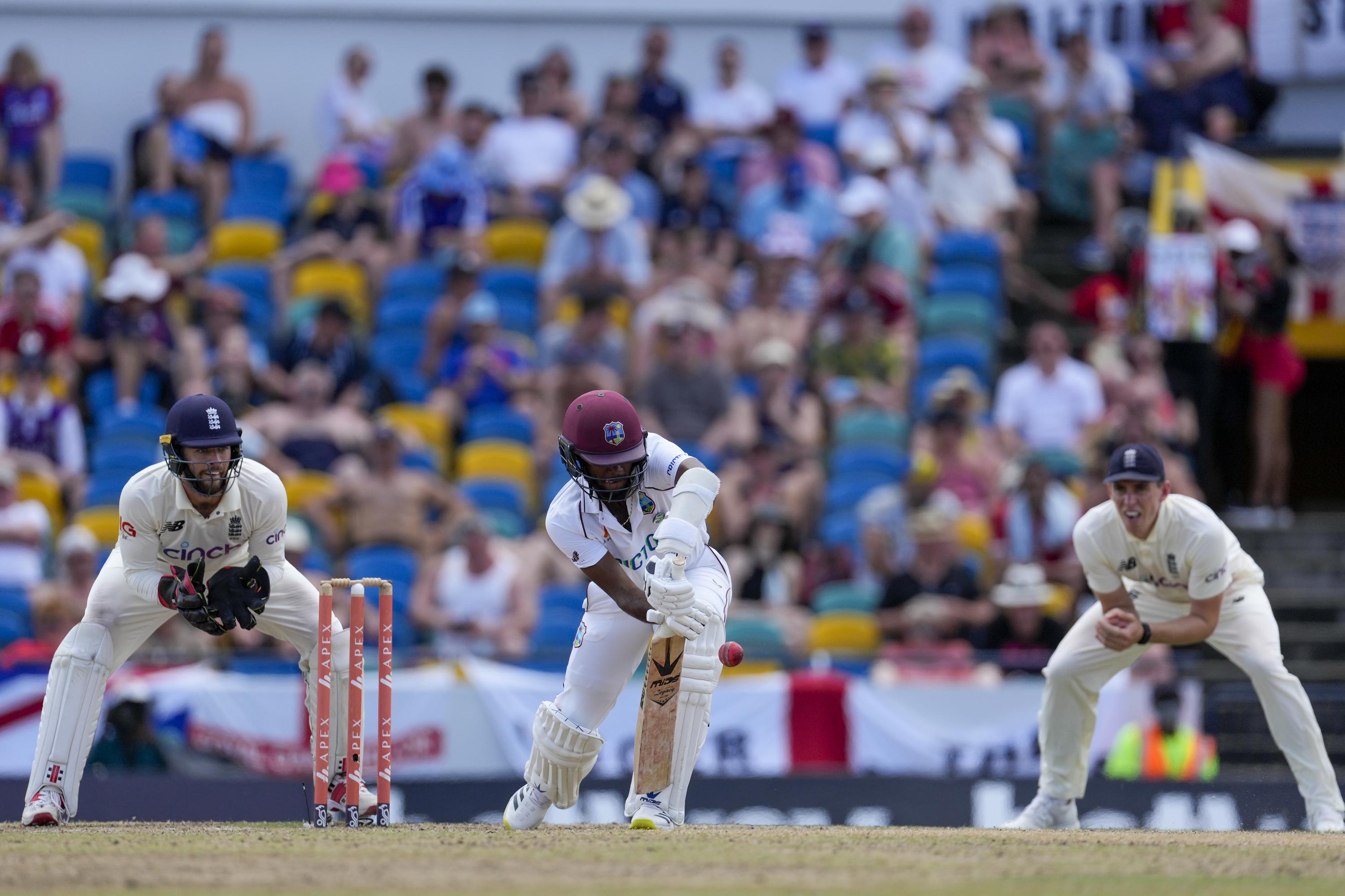 England leads West Indies by 136 as draw beckons in Barbados | AP News