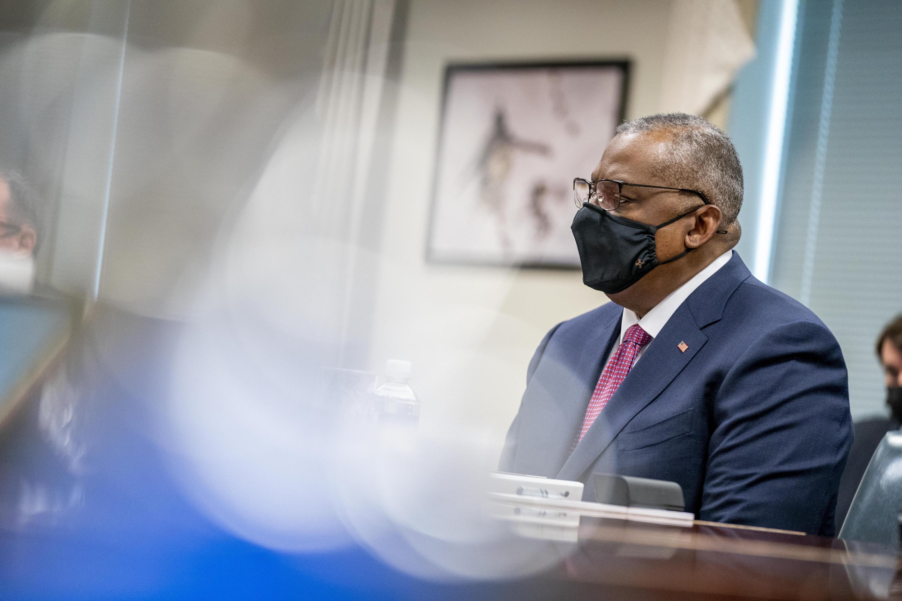 Austin to governors: Guard troops must get COVID-19 vaccine | AP News