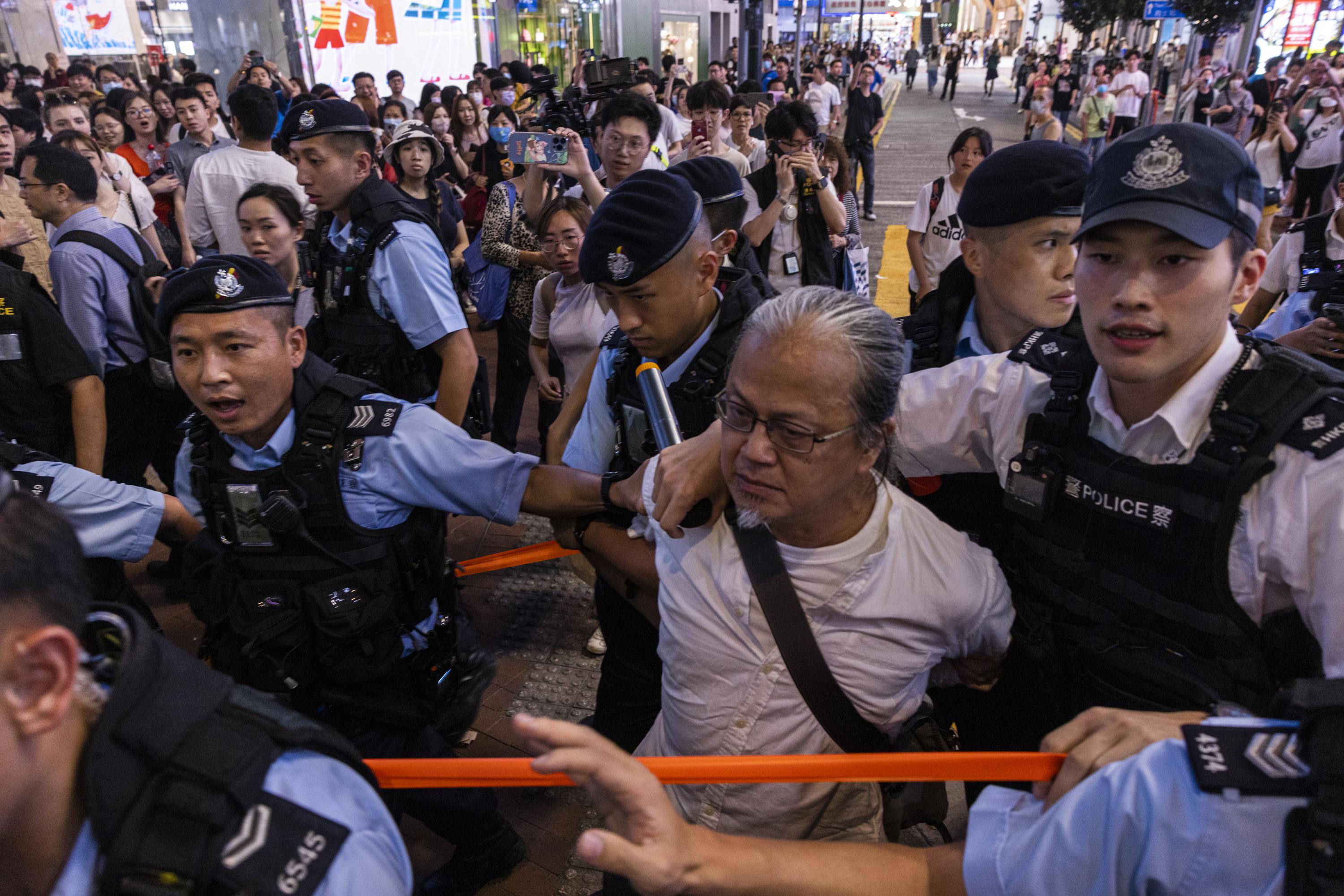Ocho detenidos en Hong Kong en vísperas del aniversario de la represión ...