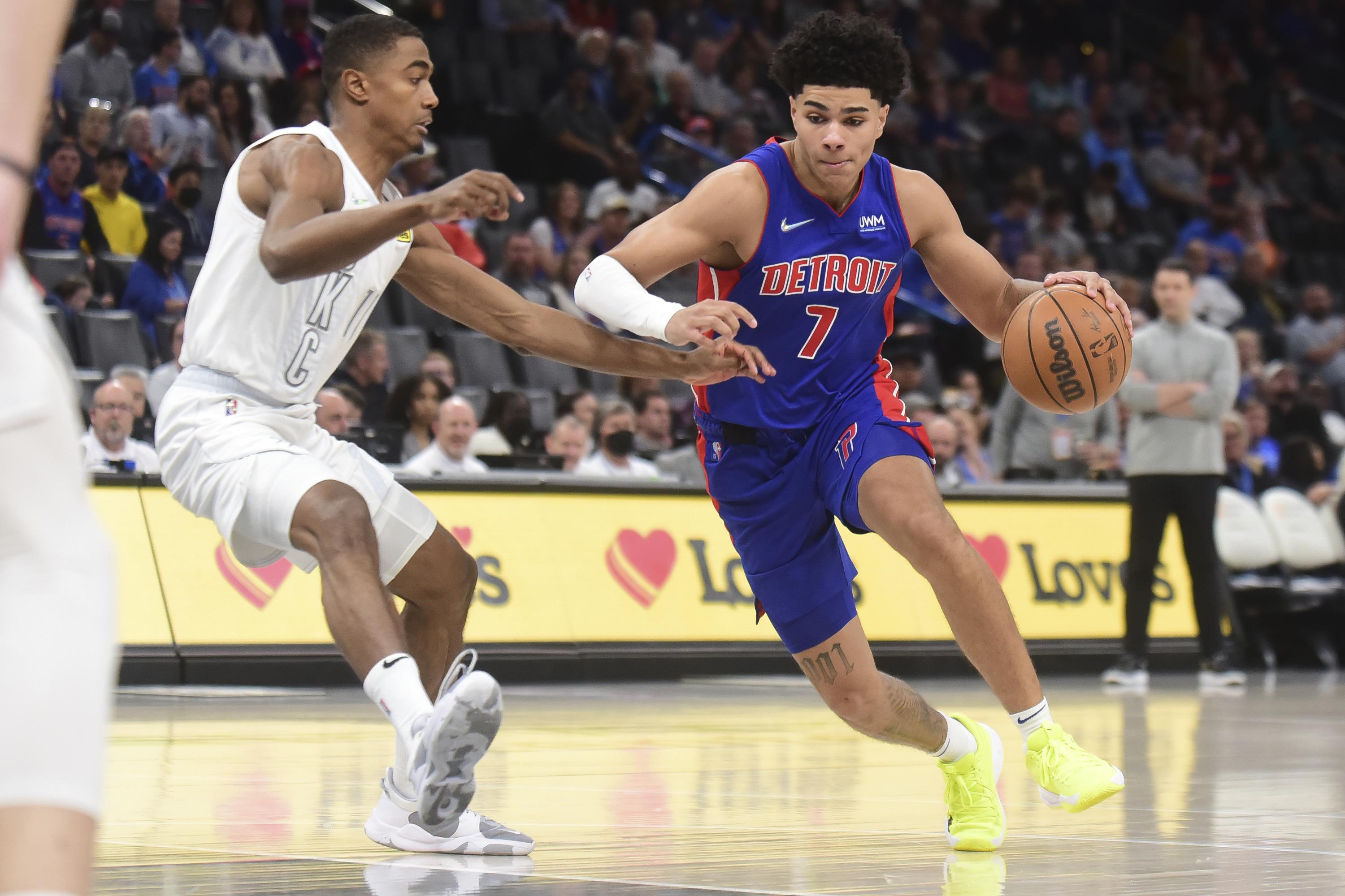 Hayes and Jackson muscle Pistons to 9-point win over Thunder | AP News