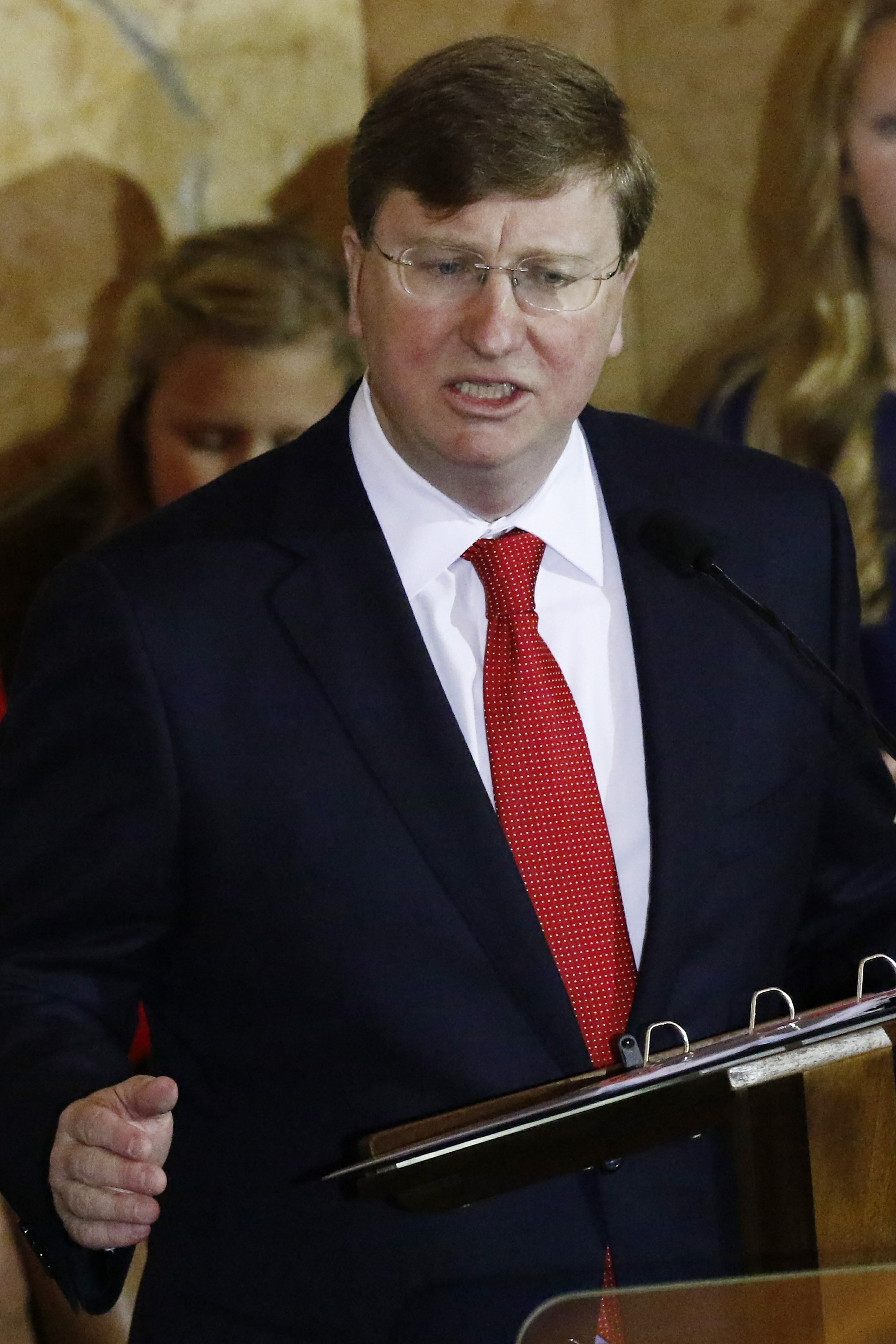 Mississippi governor signs law to cover gap in teacher pay | AP News