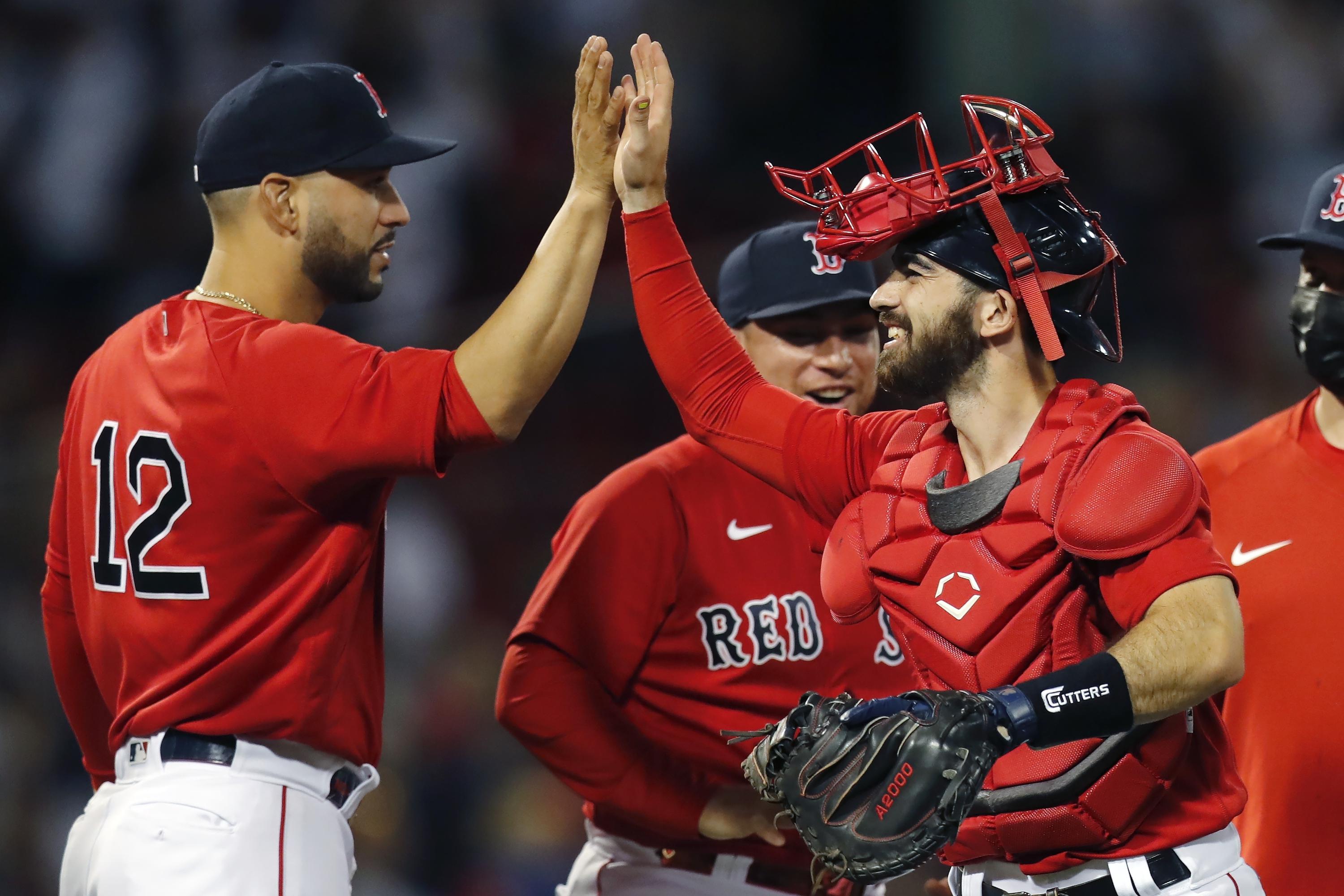 Eovaldi strong, Red Sox run win streak to 5 over Yanks, 4-2 | AP News