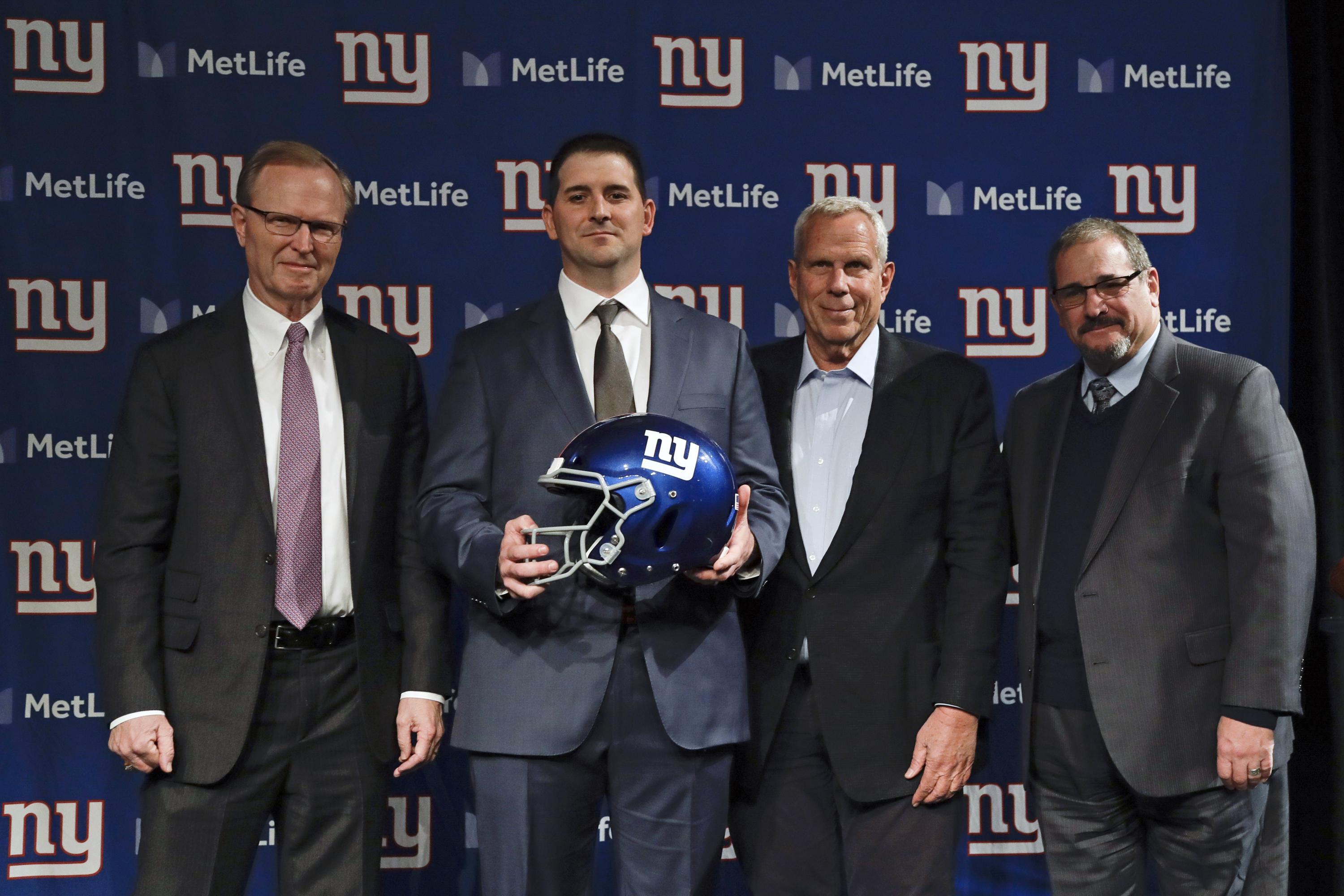 Giants co-owner John Mara says past season was his low point | AP News