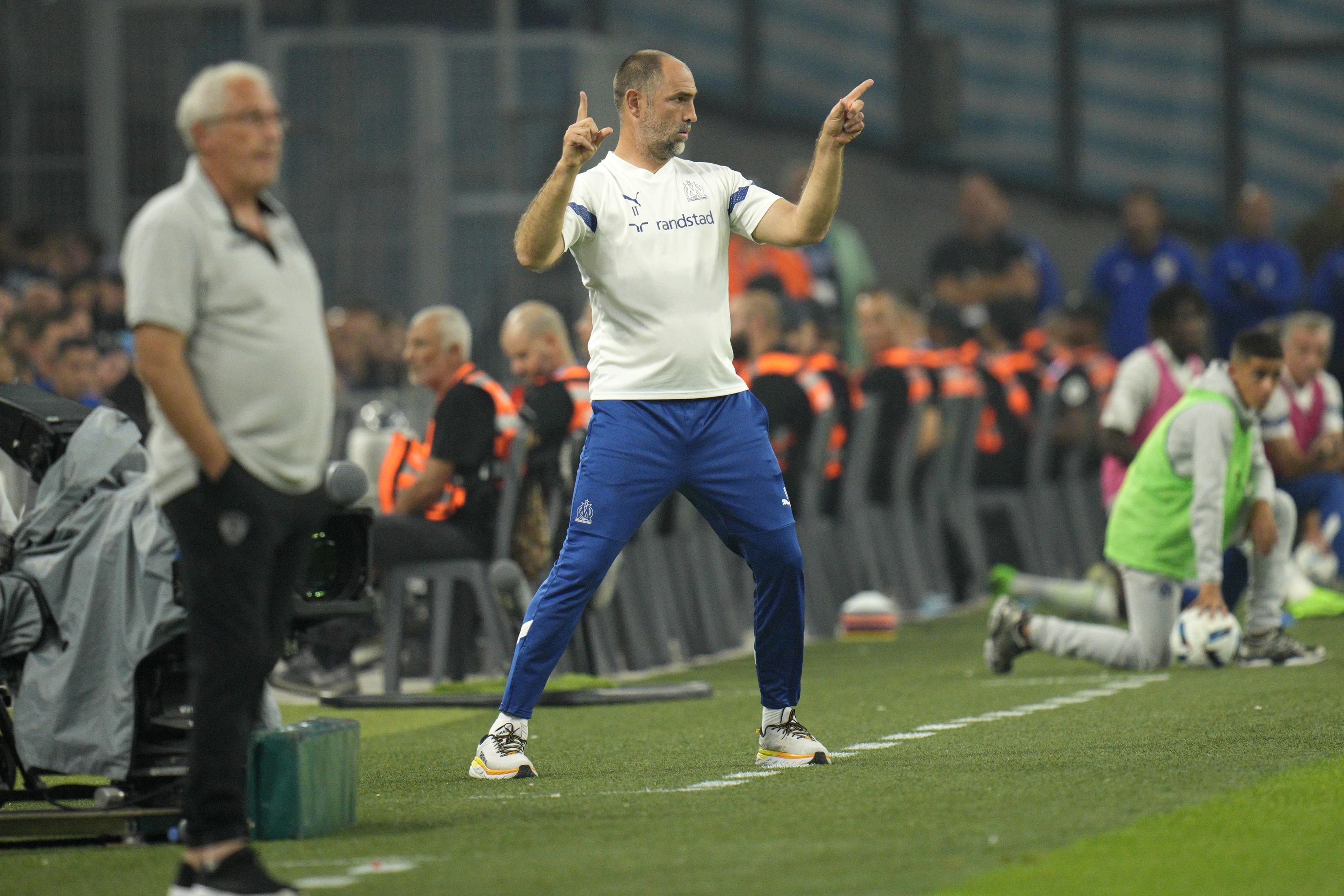 From jeers to cheers: Tudor is winning over Marseille fans | AP News