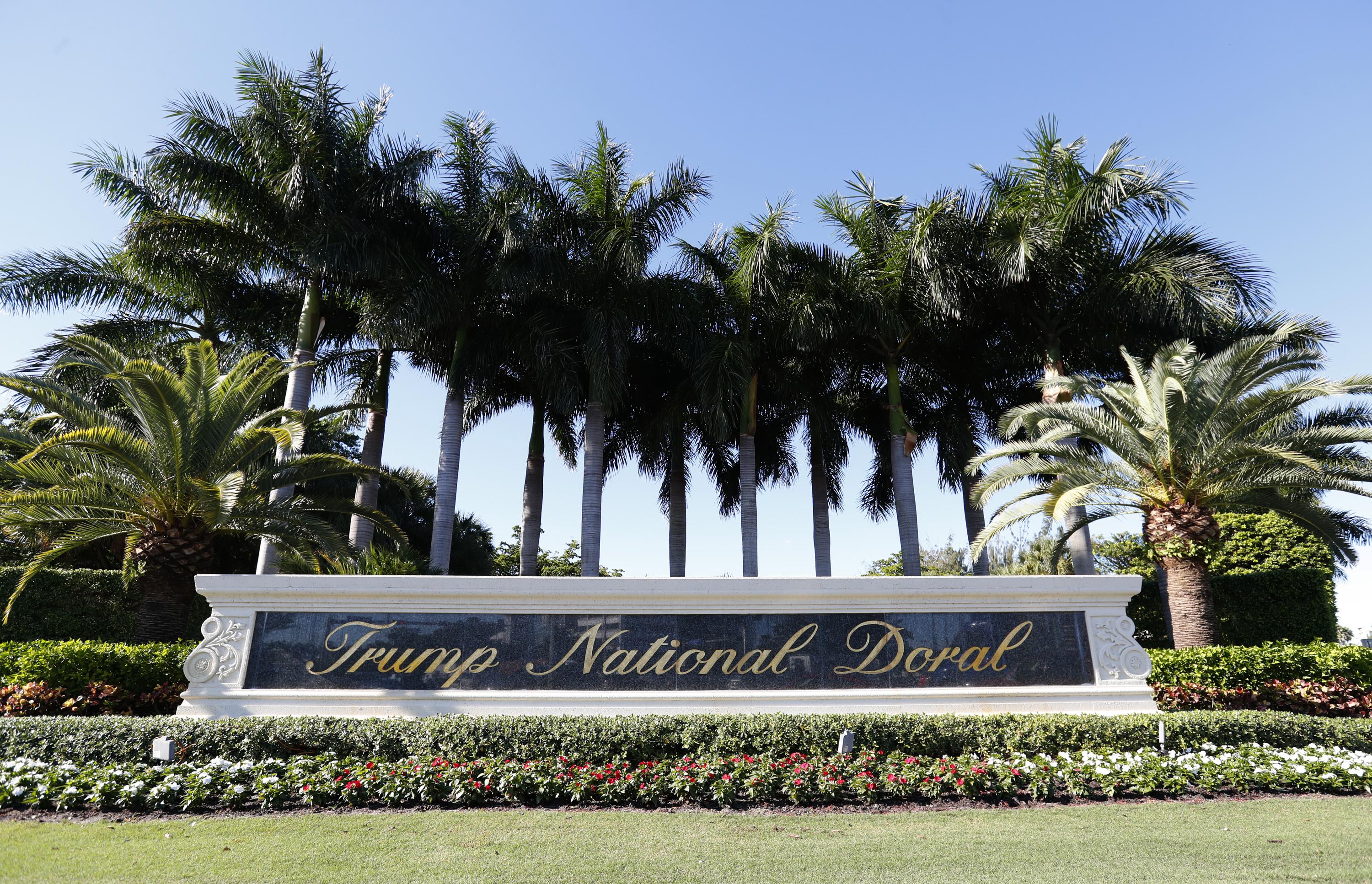 Trump plans 2,300 new homes at struggling Doral resort | AP News
