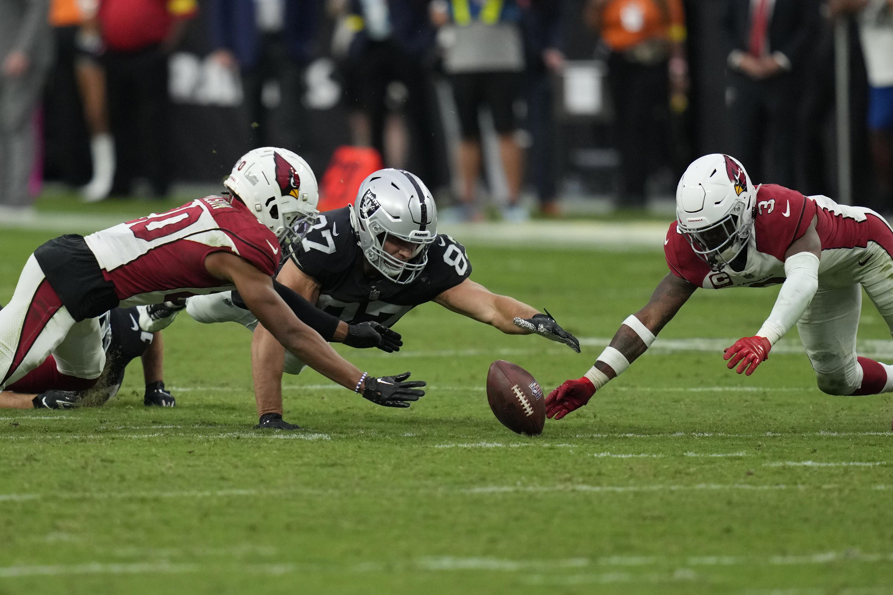 Raiders feel urgency to improve, get 1st win | AP News