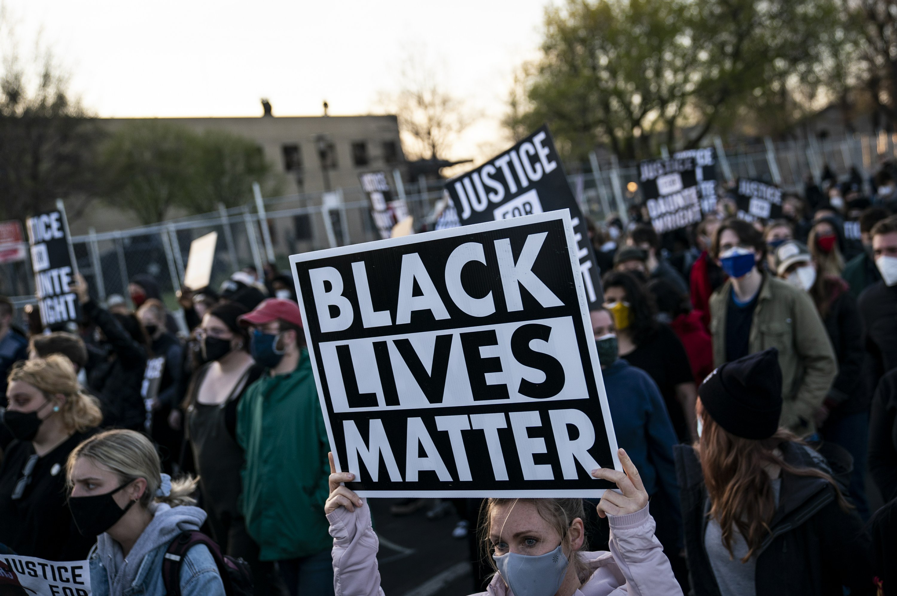 Minnesota mayor blasts police tactics to control protesters | AP News