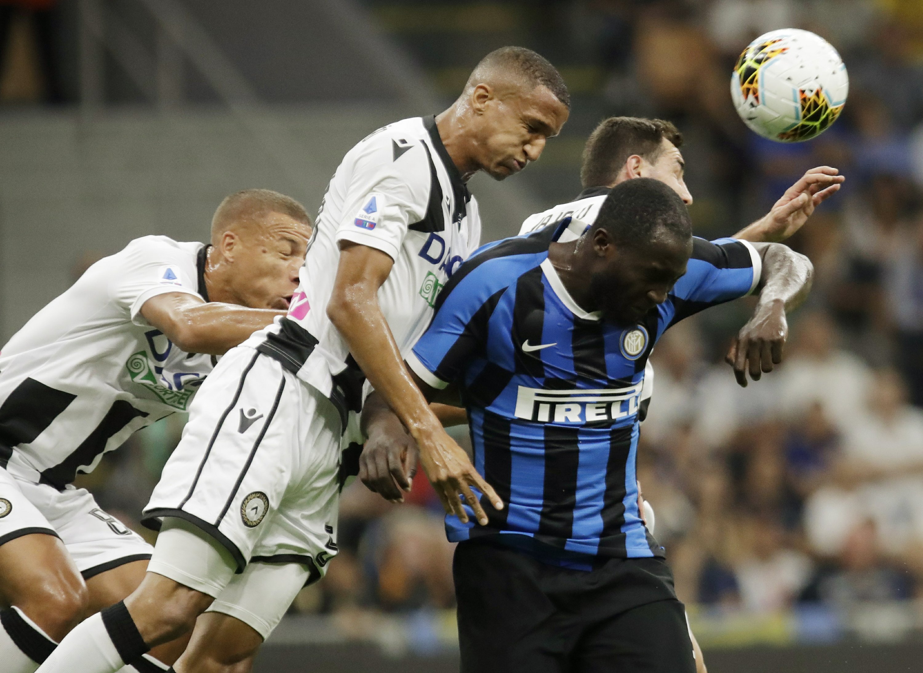 Conte quickly making his mark at Inter with perfect start | AP News