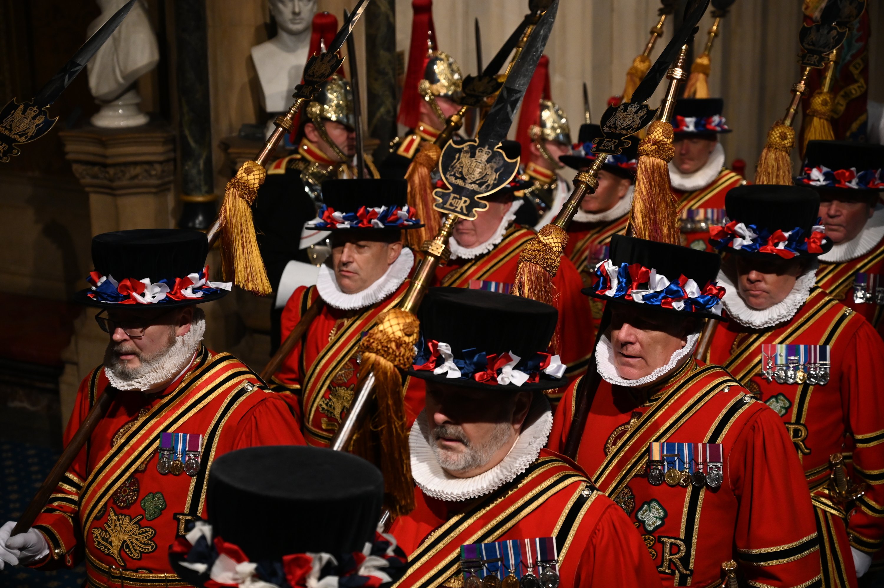 Royal Pomp: UK tradition on display for Parliament opening | AP News