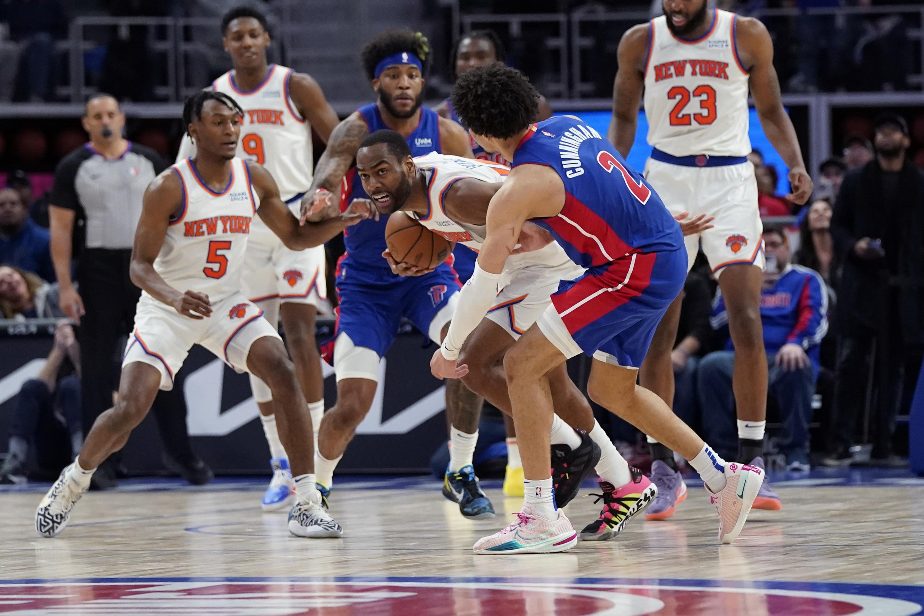 Alec Burks, R.J. Barrett lead Knicks past Pistons, 104-102 | AP News