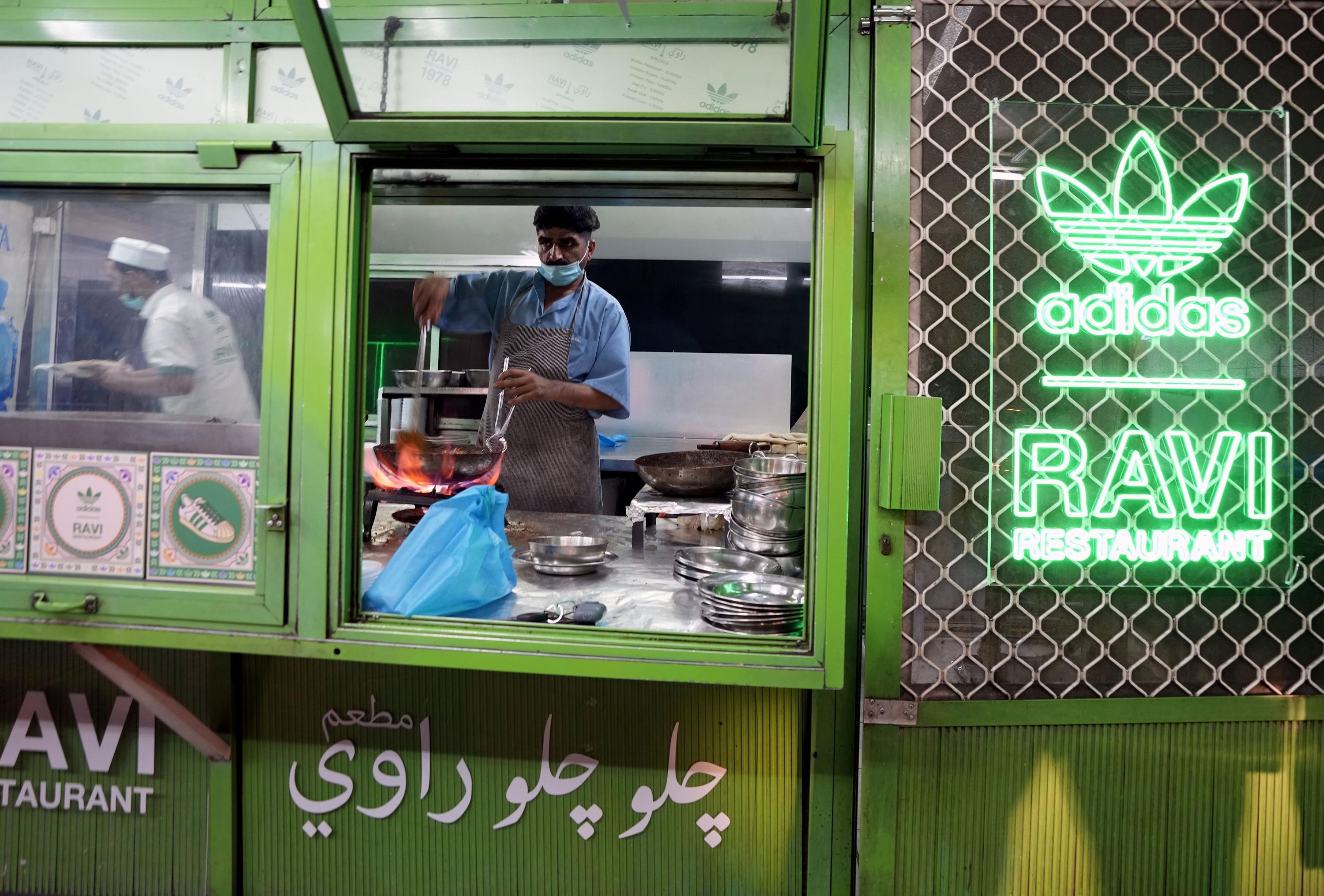 Popular Pakistani Restaurant Stands Test Of Time In Dubai AP News