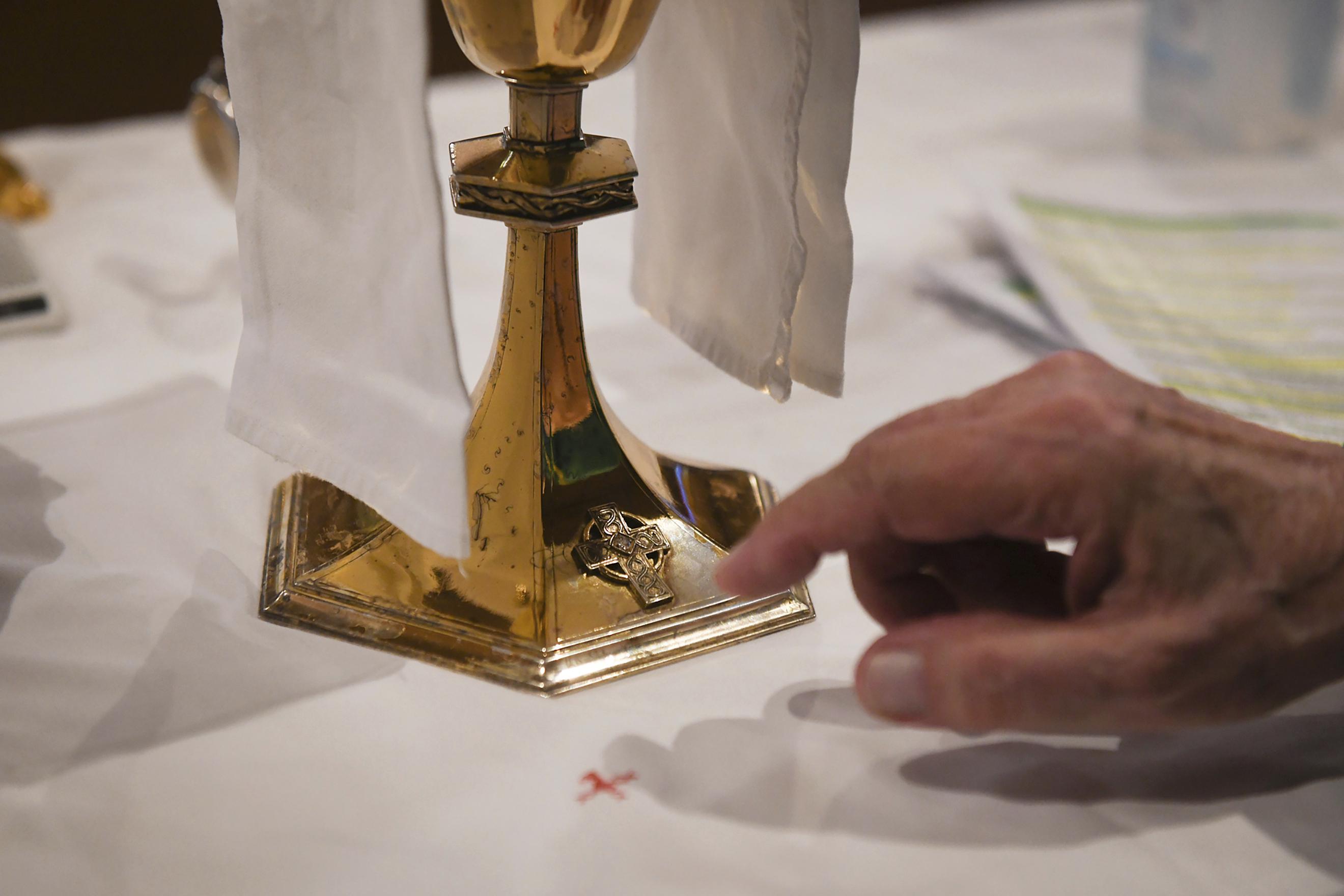 A higher calling: At 90, priest continues life of service | AP News