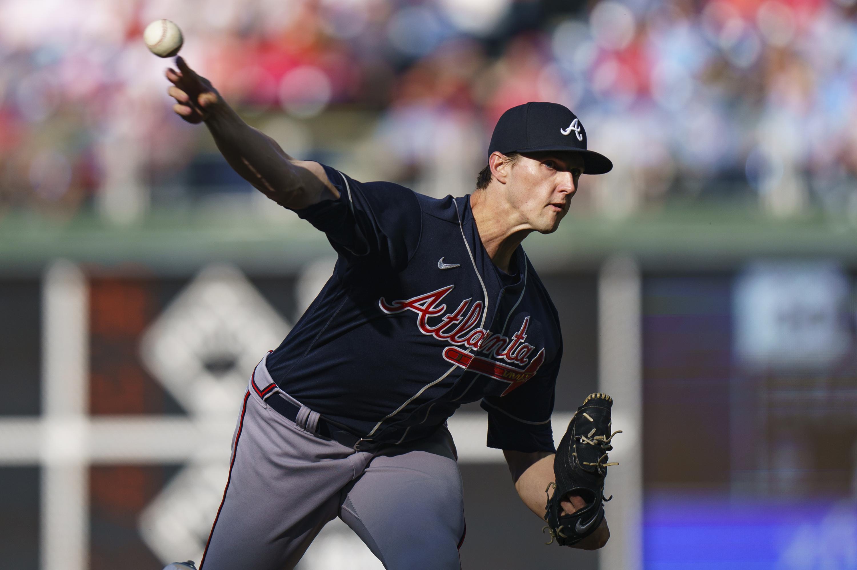 Wright wins 20th, Braves beat Phils to trim NL East deficit | AP News