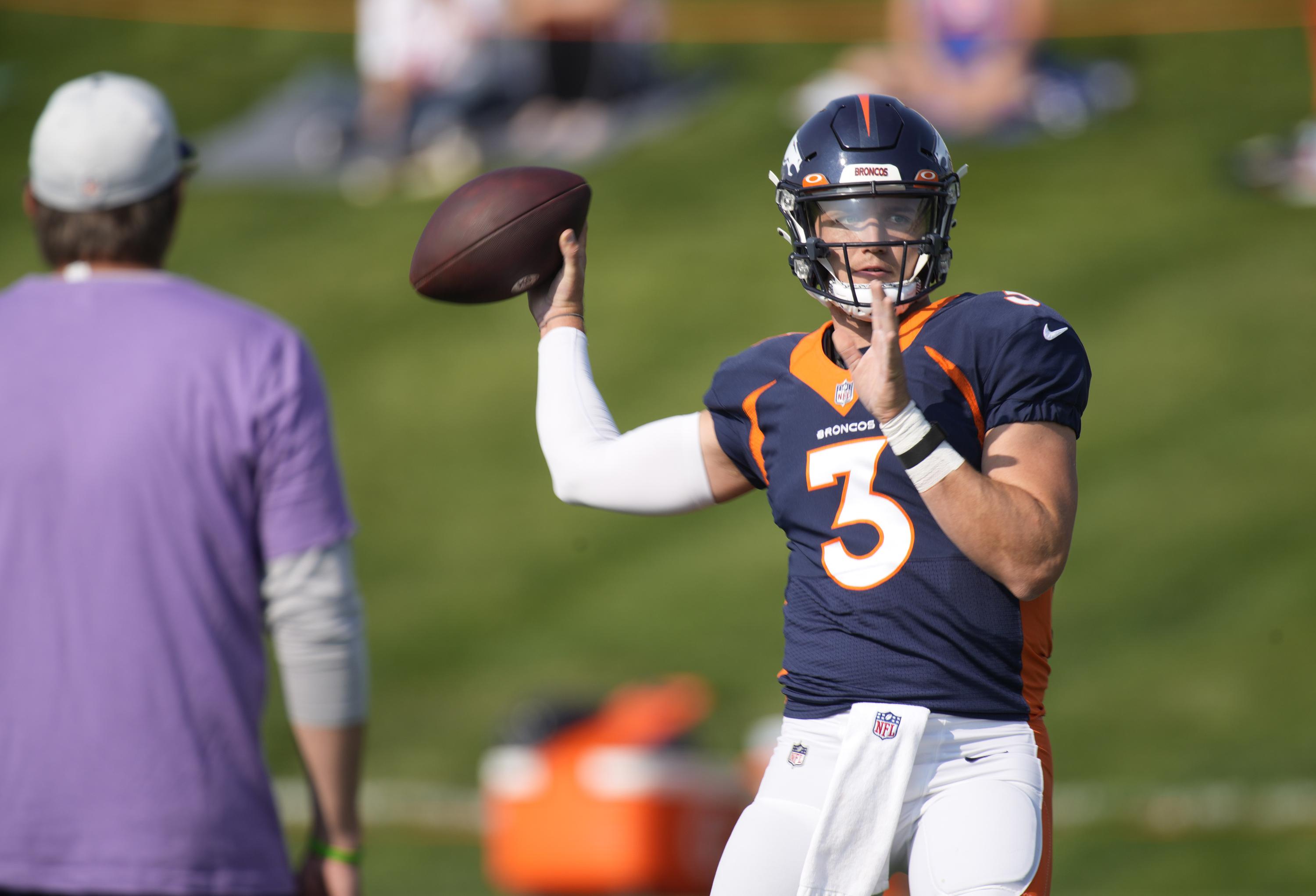 Lock, Bridgewater looking for separation in Seattle | AP News