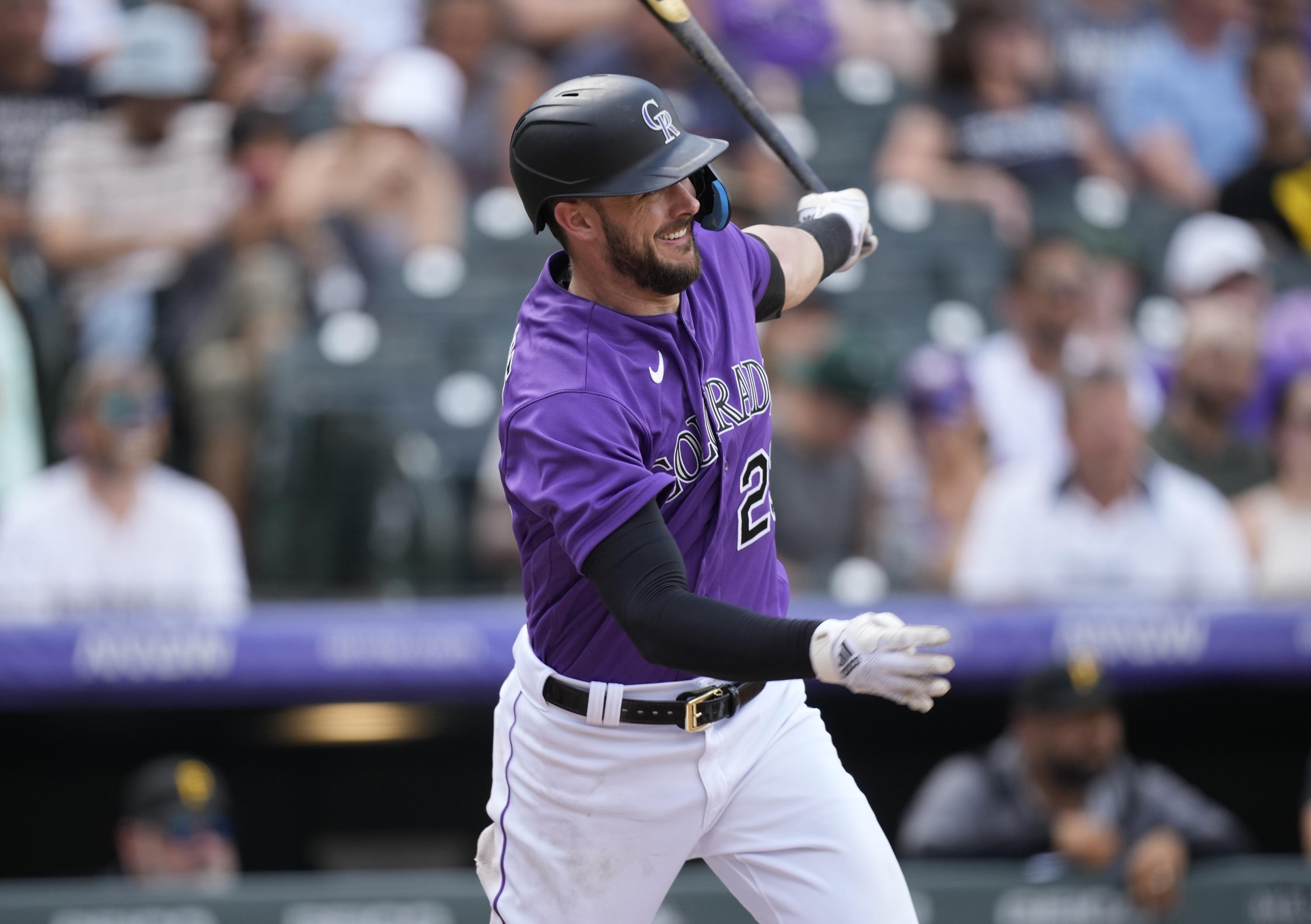 Bryant sigue produciendo y los Rockies superan a Piratas | AP News