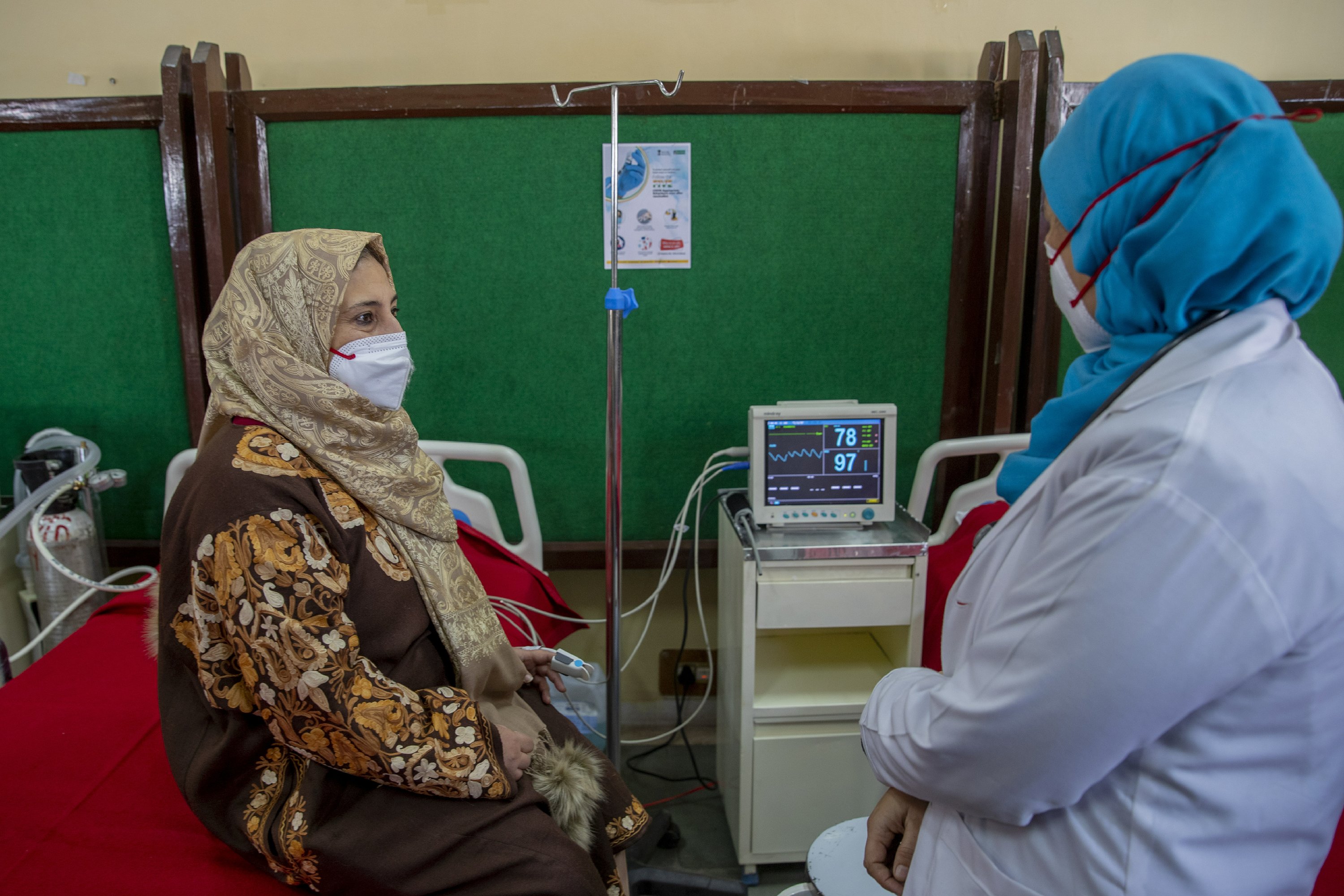 India starts world's largest COVID-19 vaccination drive | AP News