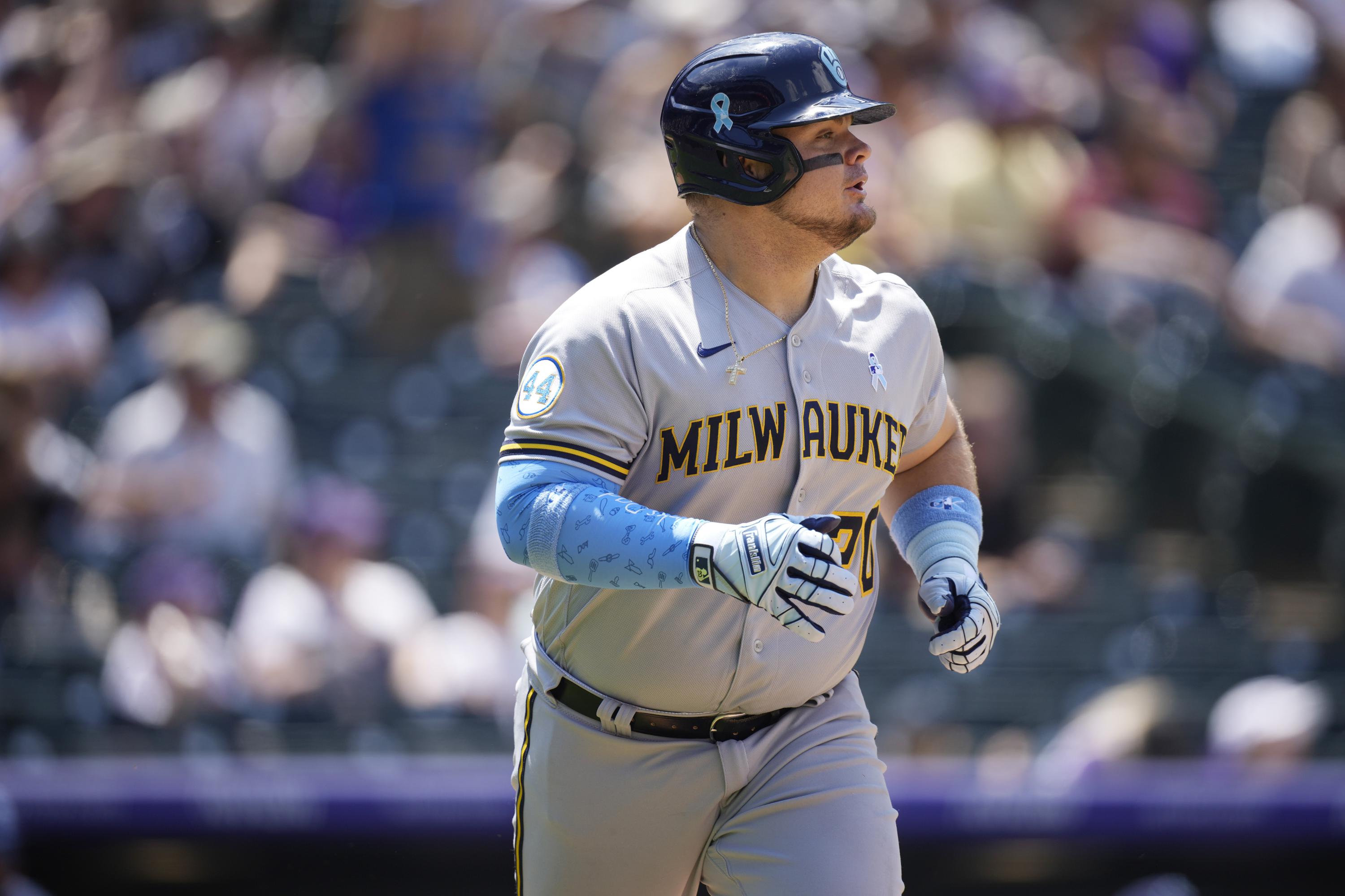 Vogelbach impulsa con sencillo y Cerveceros ganan a Rockies | AP News
