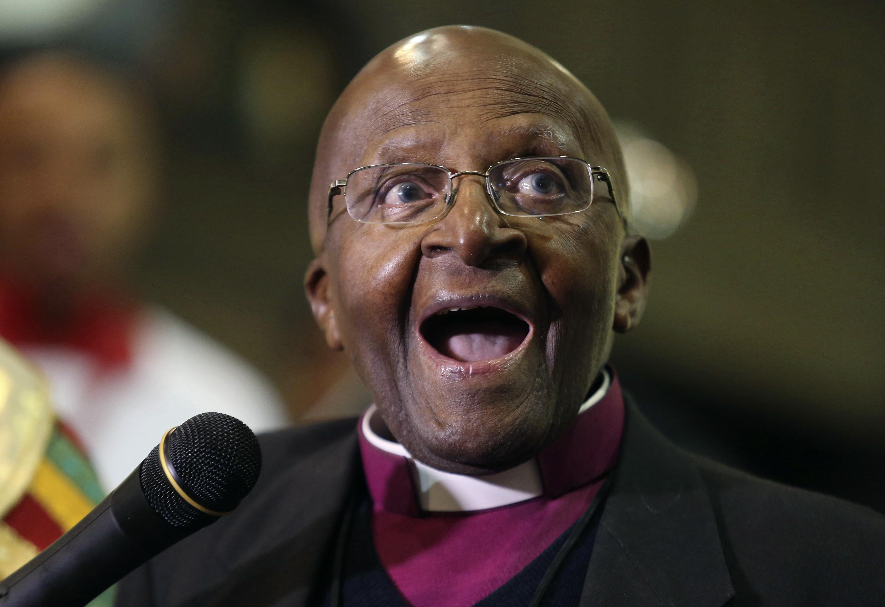 Sudáfrica: Arzobispo Desmond Tutu cumple 90 años | AP News