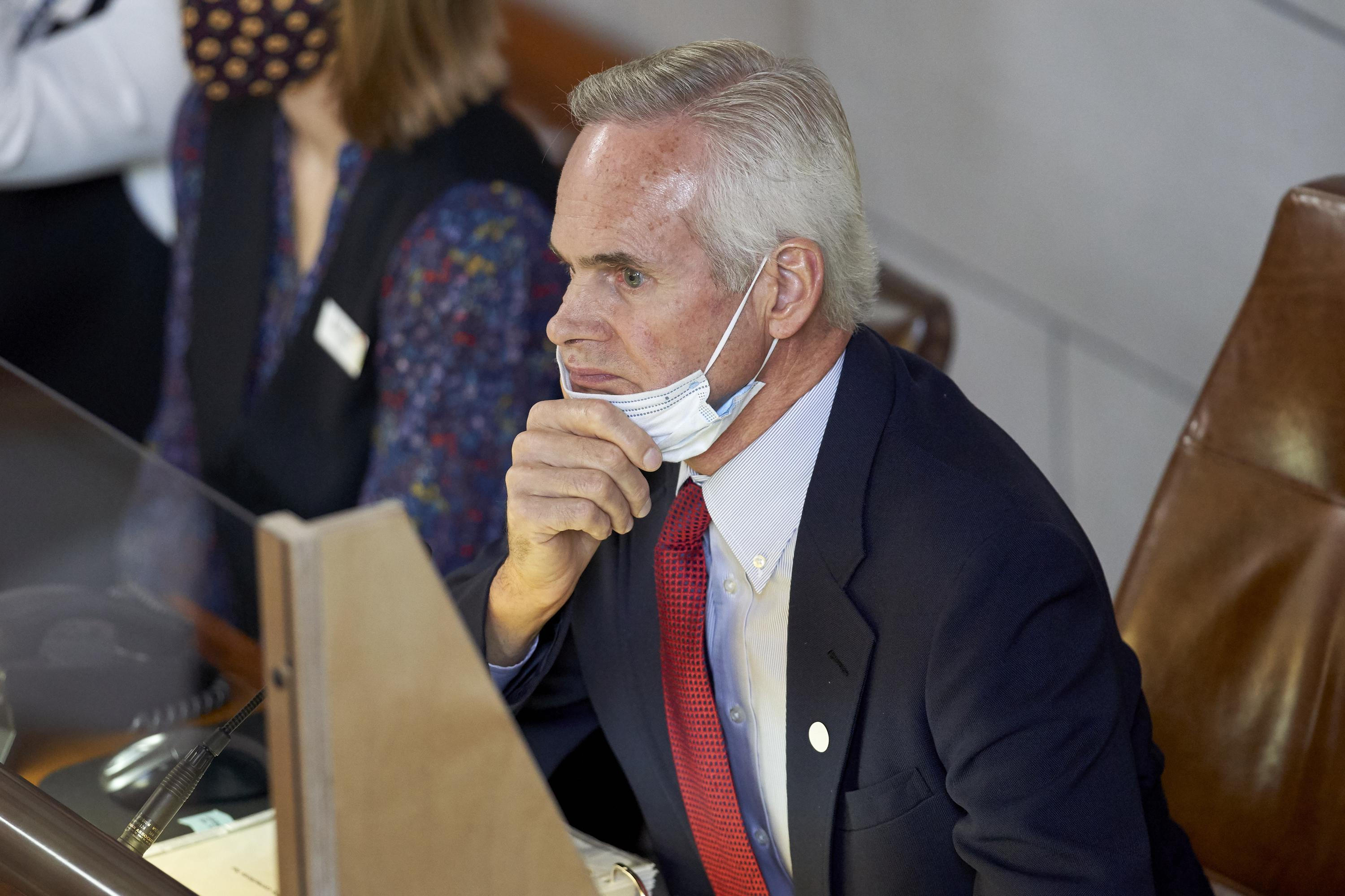 Nebraska Lt. Gov. Mike Foley tests positive for coronavirus | AP News