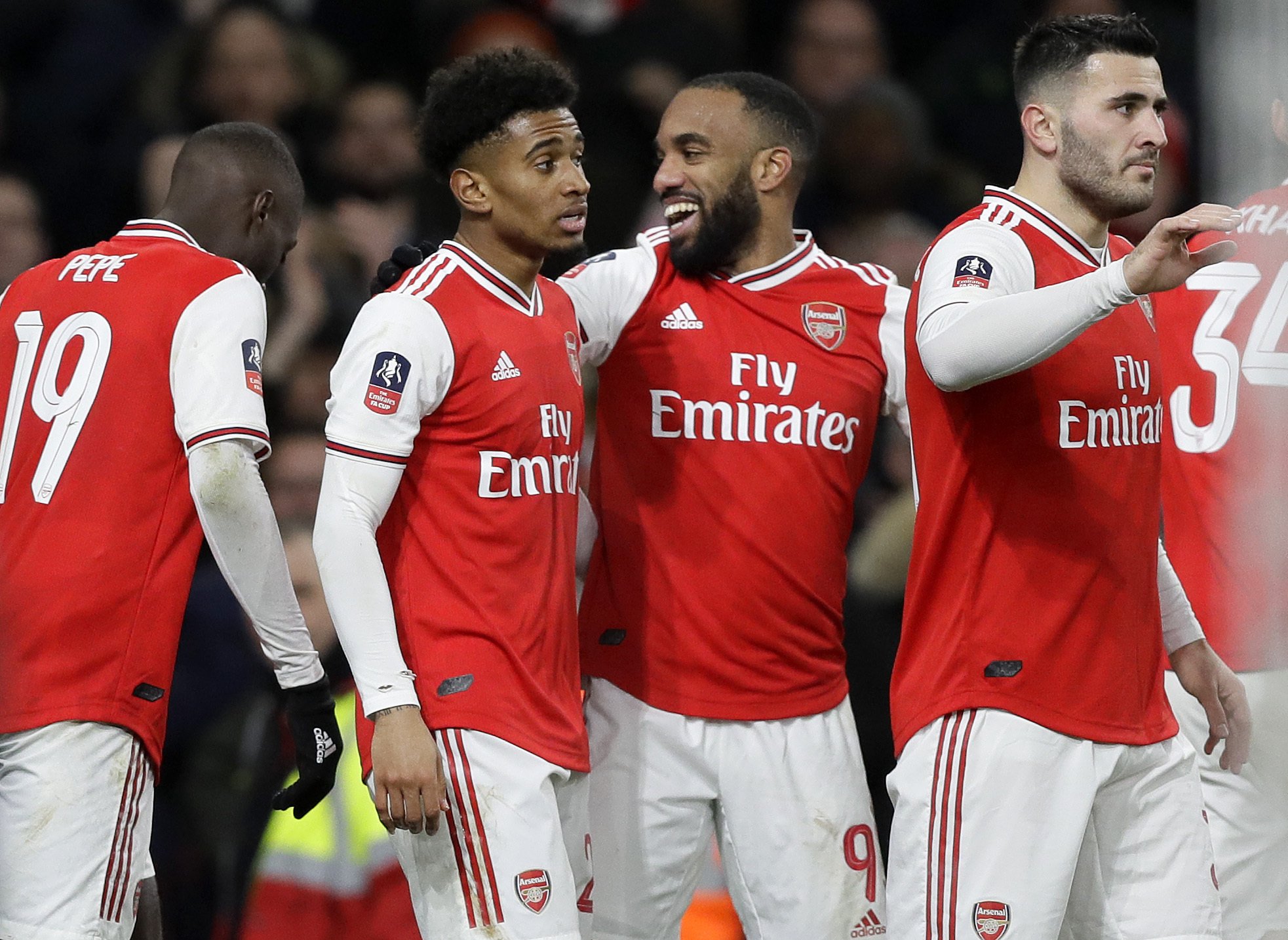 Arsenal supera a Leeds y avanza en Copa de la FA | AP News