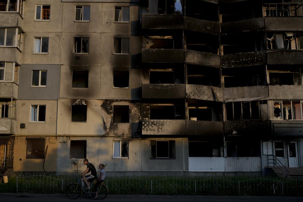 Russia hands out passports in occupied Ukraine cities - Perspectives Russia hands out passports in occupied Ukraine cities - Perspectives