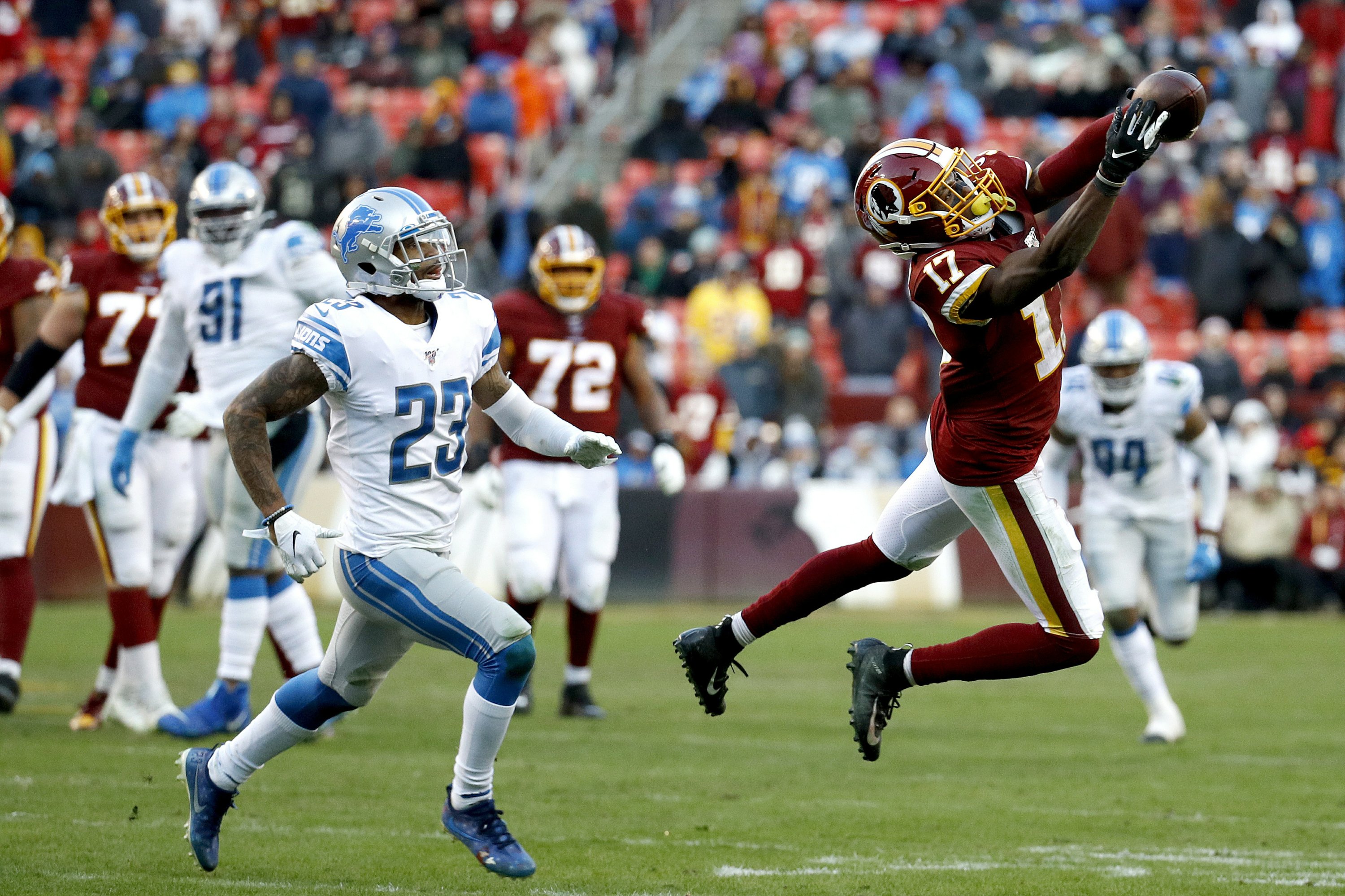 Redskins remontan ante Lions en su 2da victoria del año | AP News