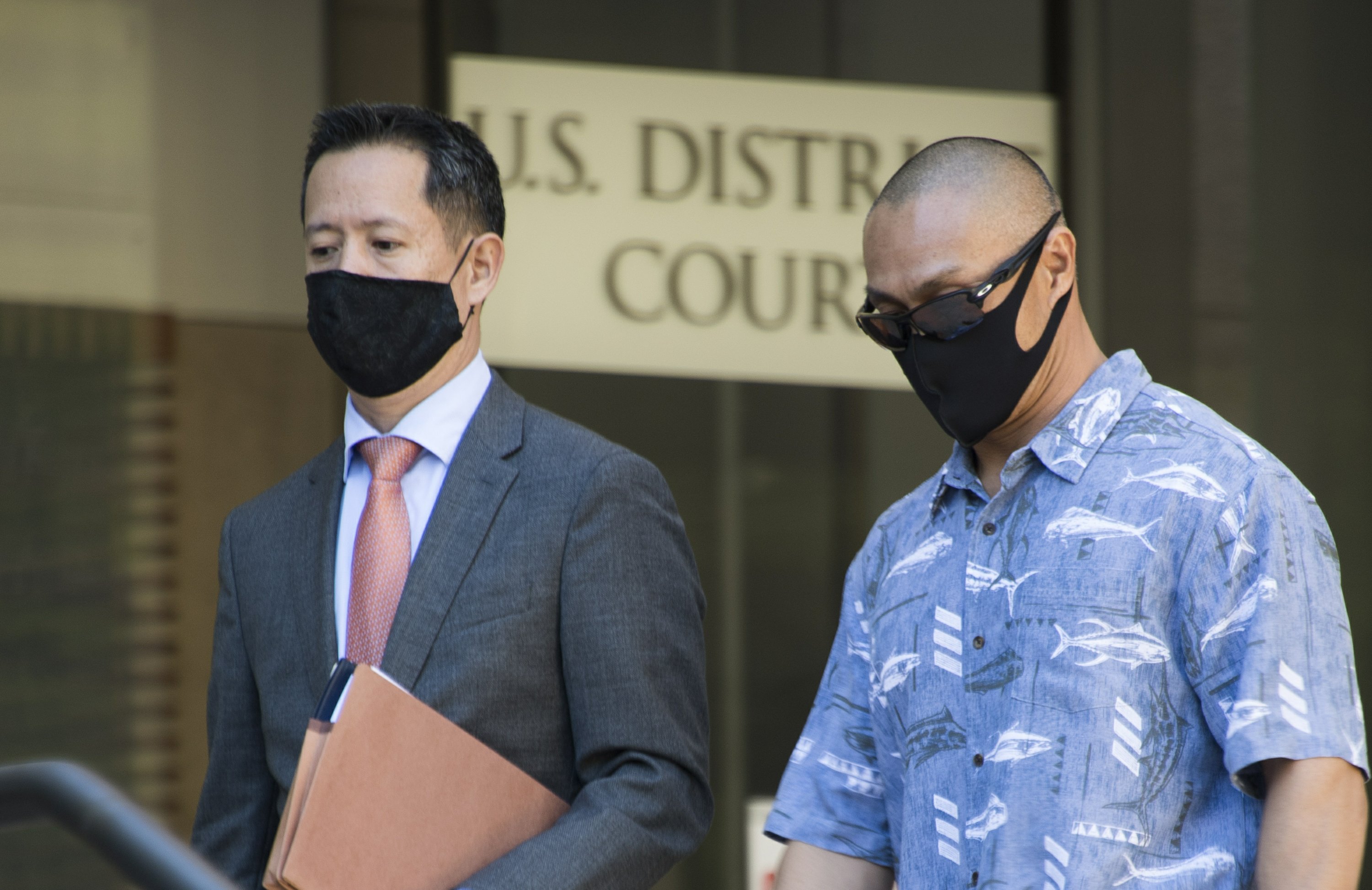 Ex-Honolulu police officers sentenced in corruption case | AP News