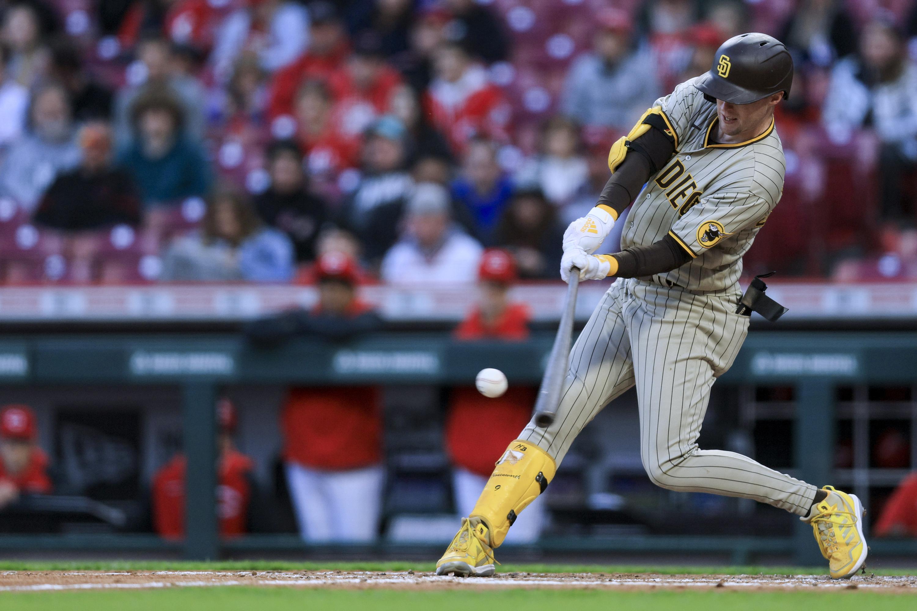 Hosmer's 1st HR of season in 8-run burst, Padres beat Reds | AP News