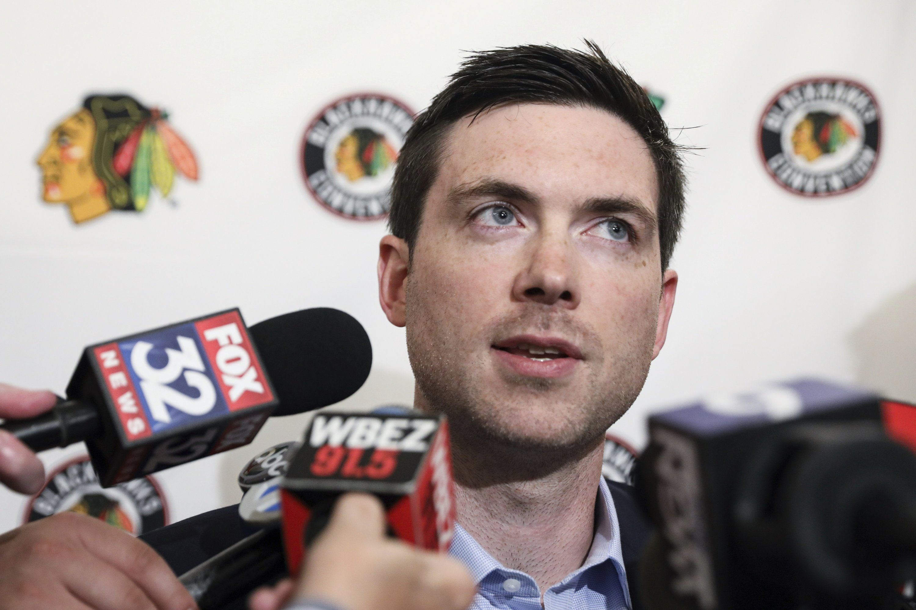 Colliton looking forward to camp with new-look Blackhawks | AP News