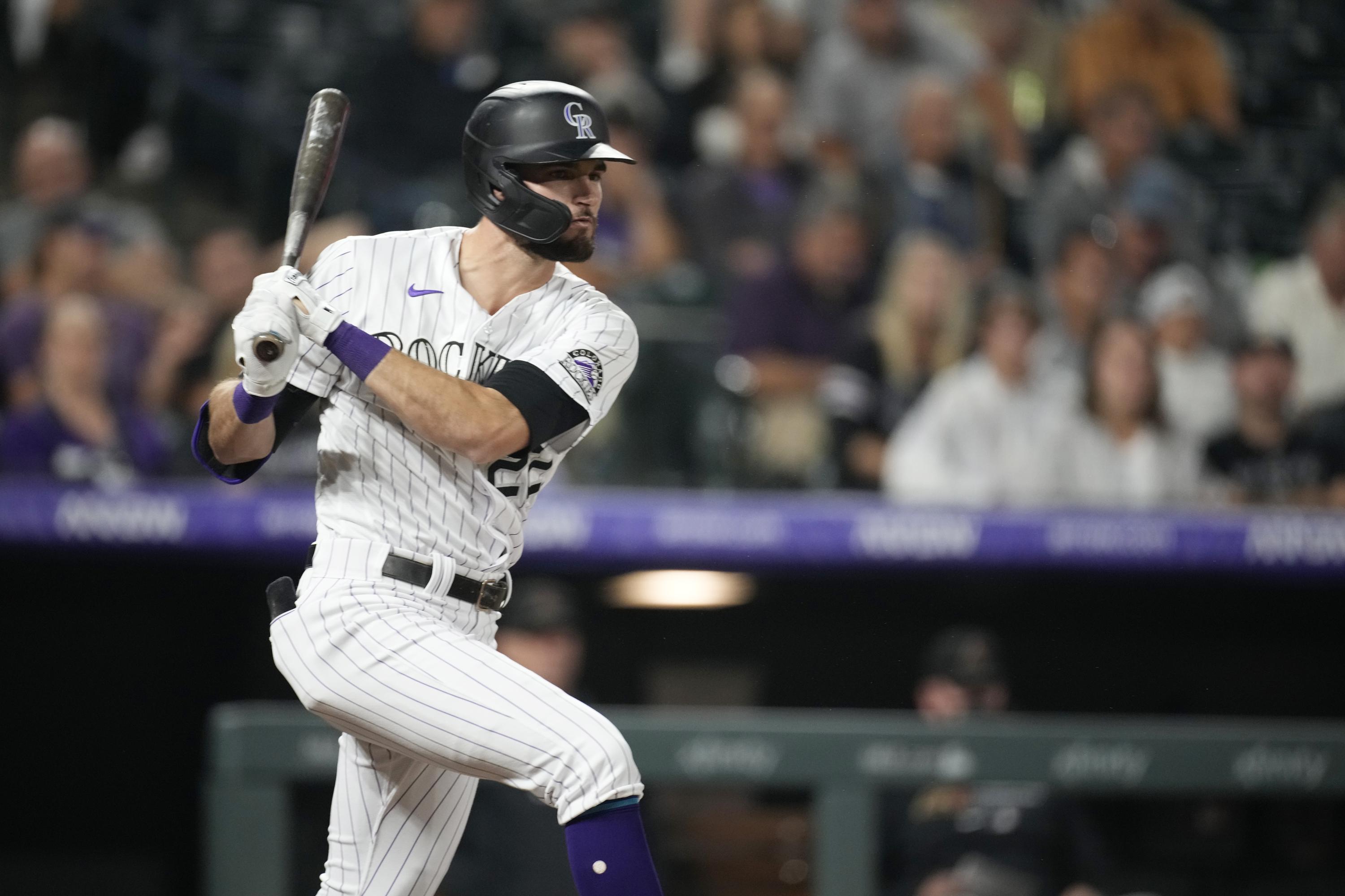 Hilliard y Hampson dan a Rockies triunfo sobre Diamondbacks | AP News
