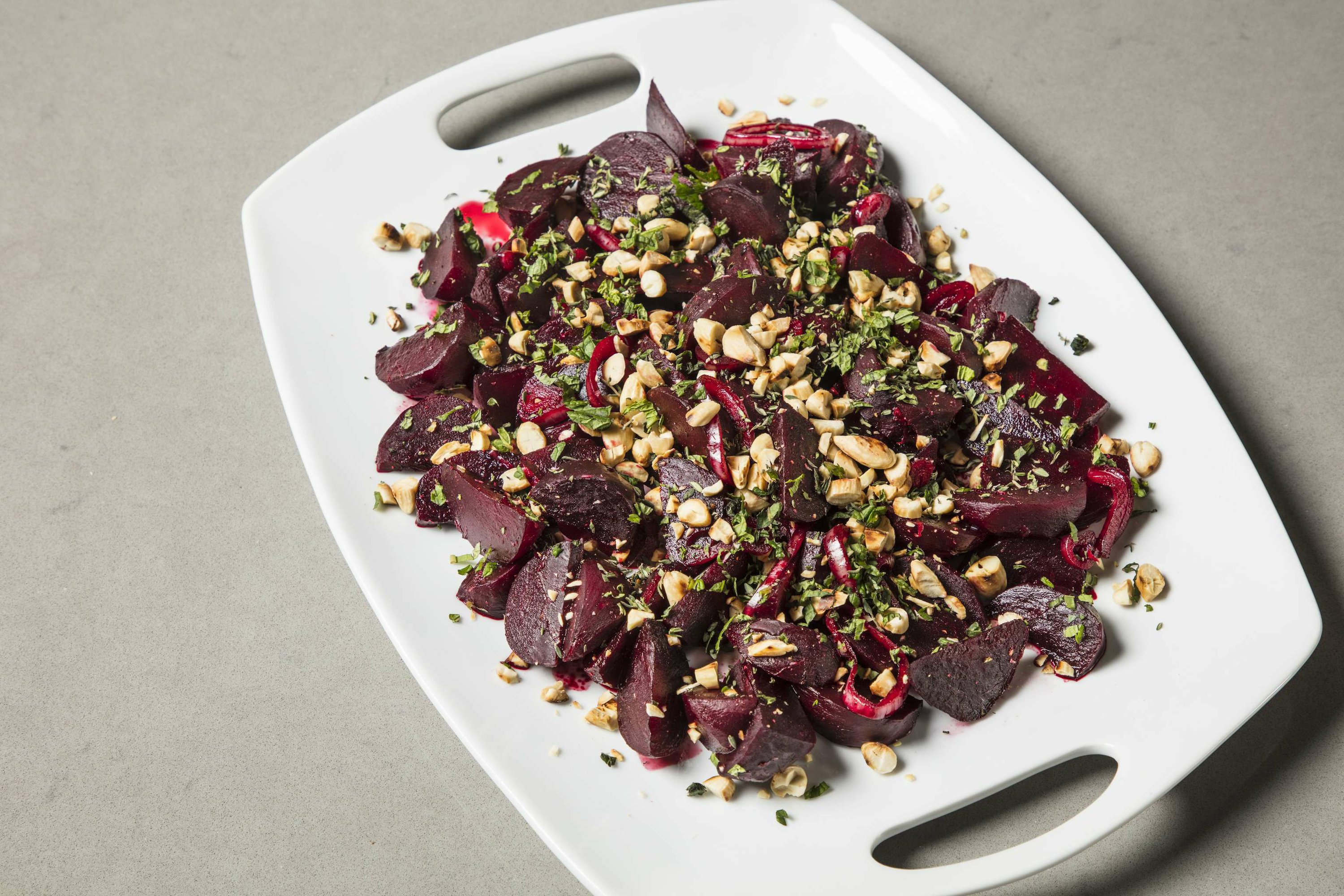 How to maximize beets' sweet, earthy flavor without mess | AP News