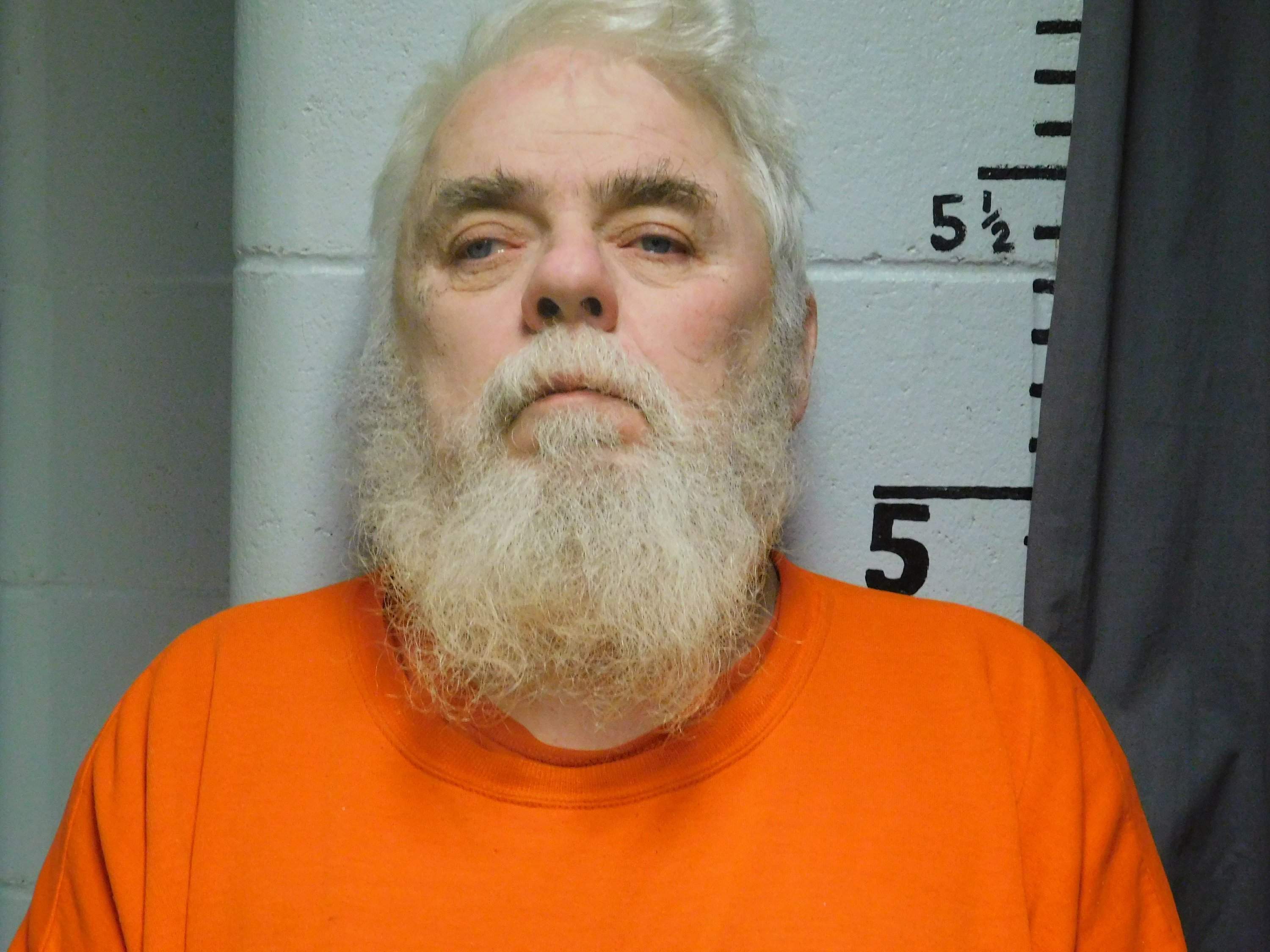 Man charged with murder after 3 killed in eastern Maine | AP News
