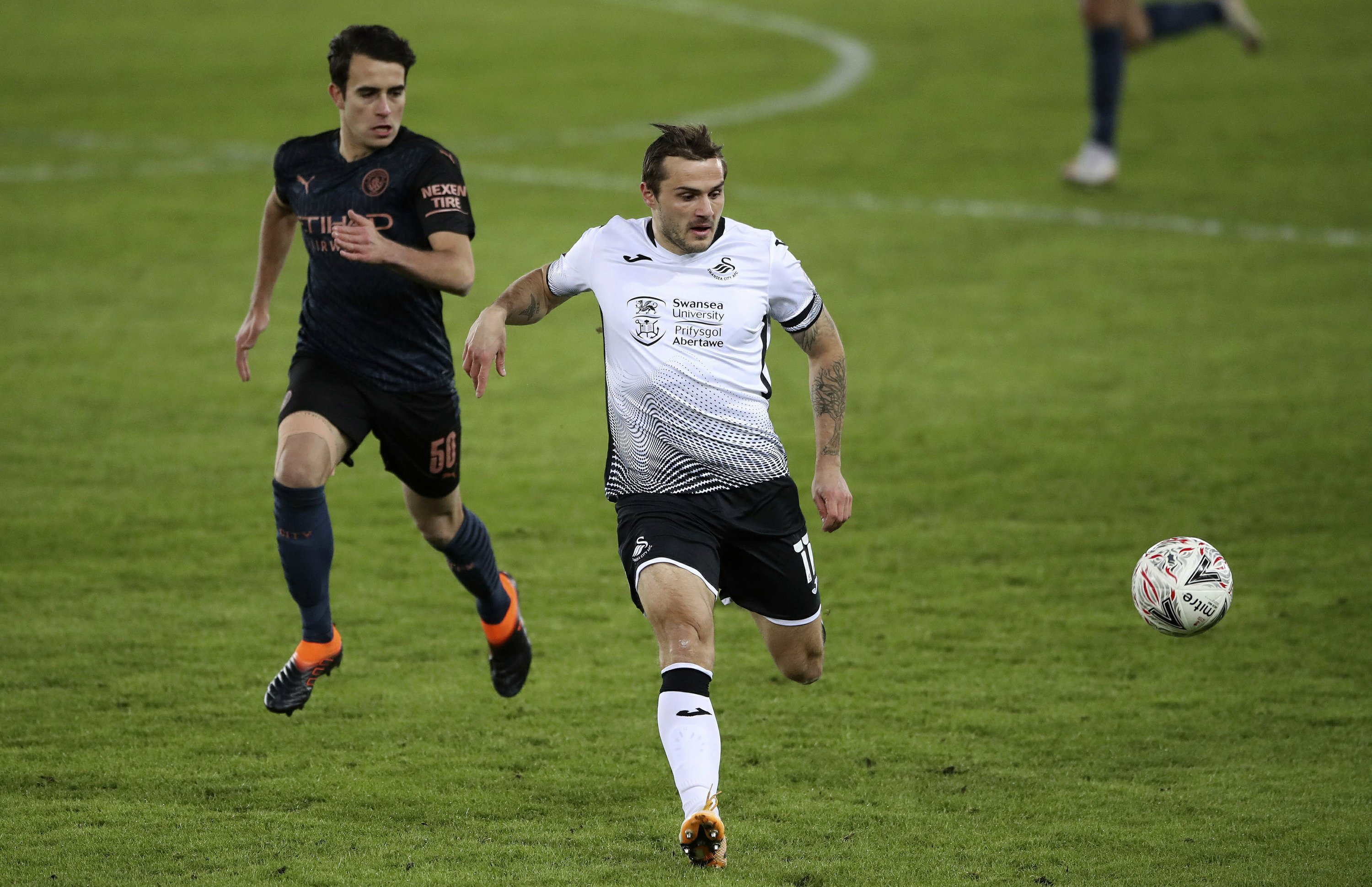 Jordan Morris tears left ACL, 3 years after tearing right | AP News