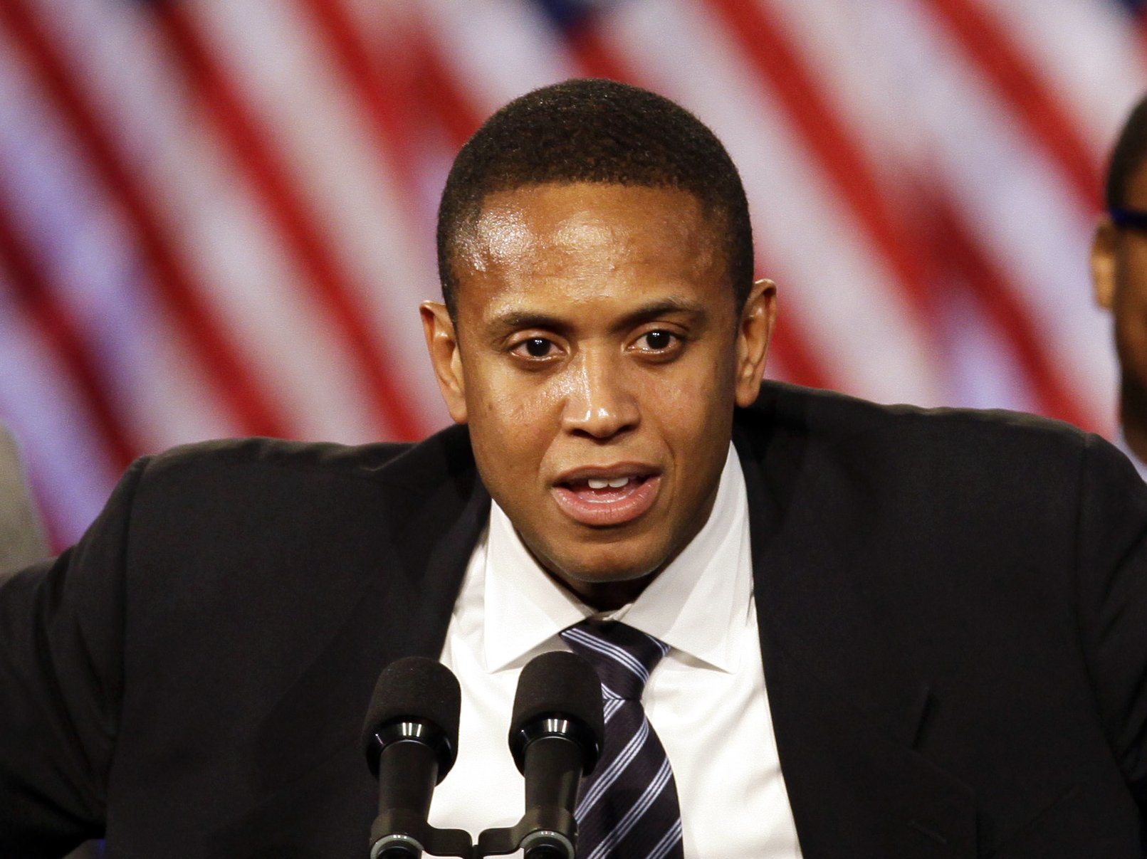 The Last Word: Armstrong reflects on being Jordan's teammate | AP News