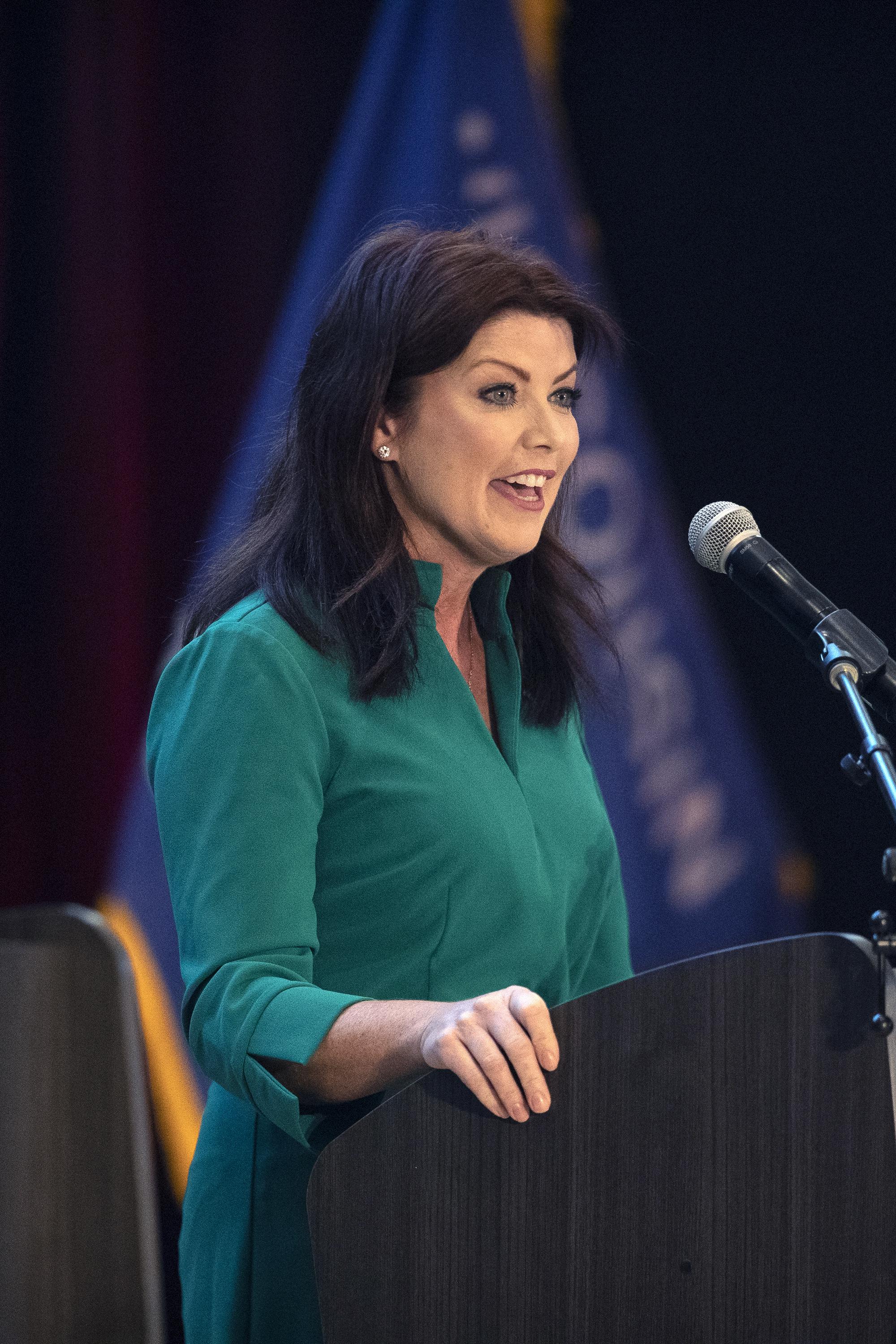 Wisconsin GOP hopefuls Kleefisch, Michels clash over gas tax | AP News